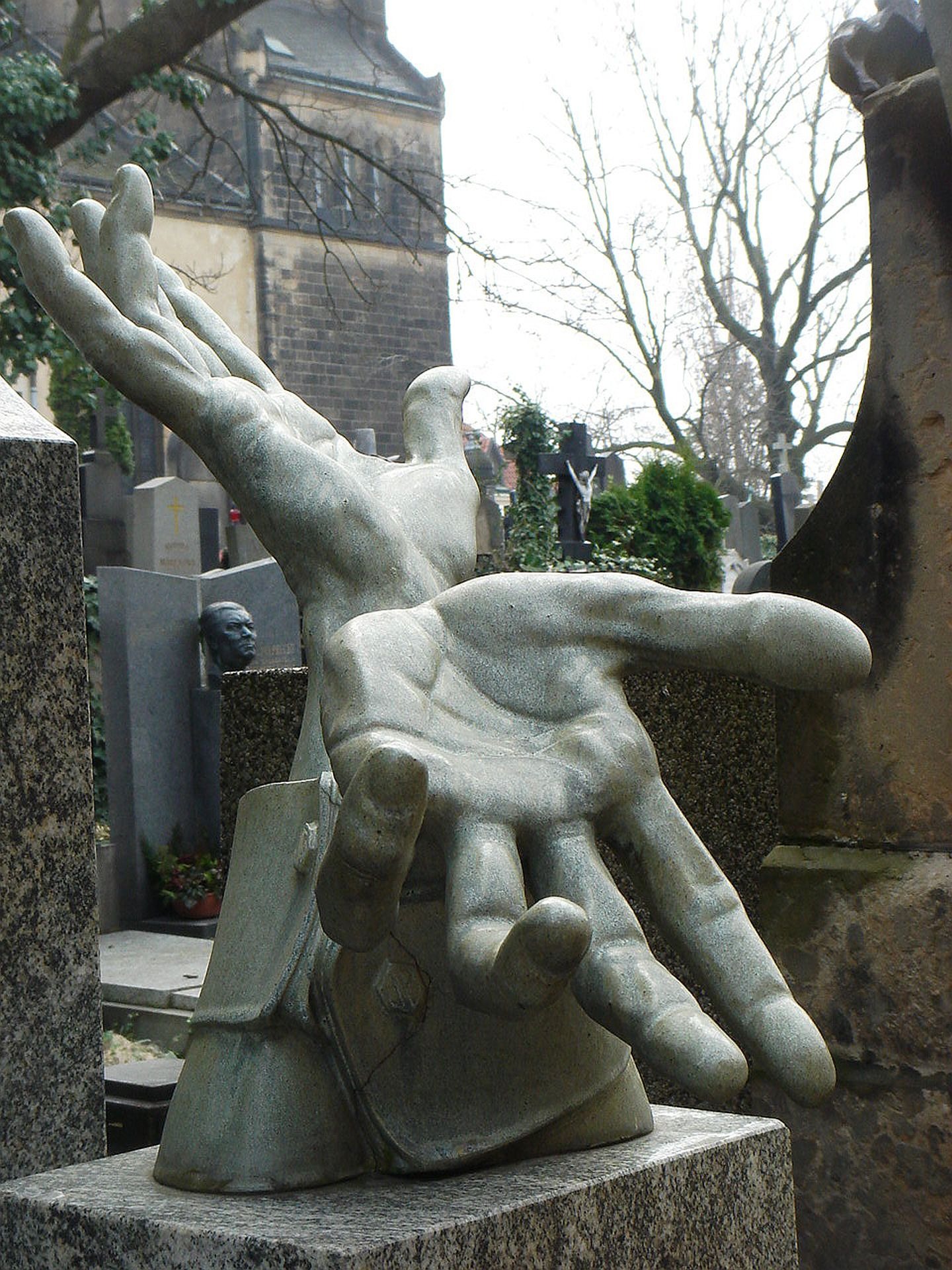 Hands Memorial Cemetery free image download