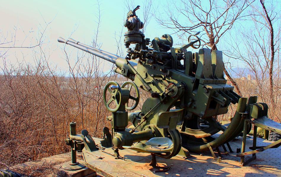 Statue of military hardware free image download