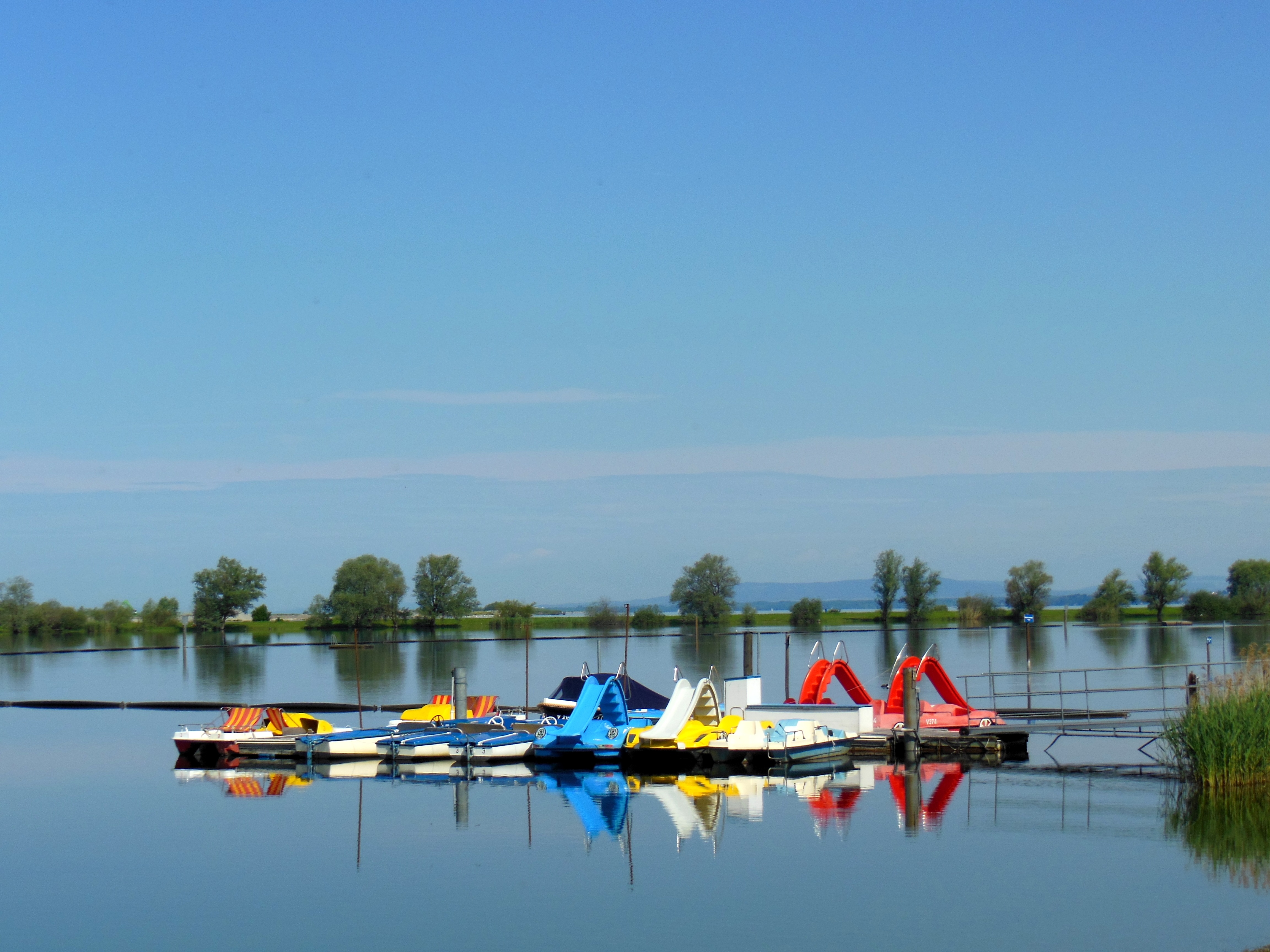 Lake Constance Lagoon Boat Rental free image download