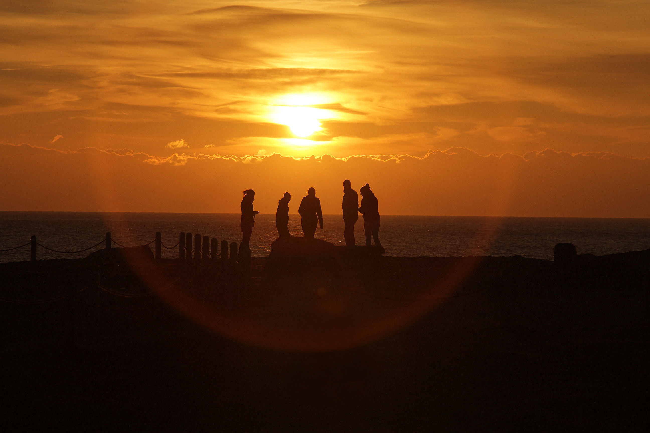 Silhouettes of people in the sunlight free image download