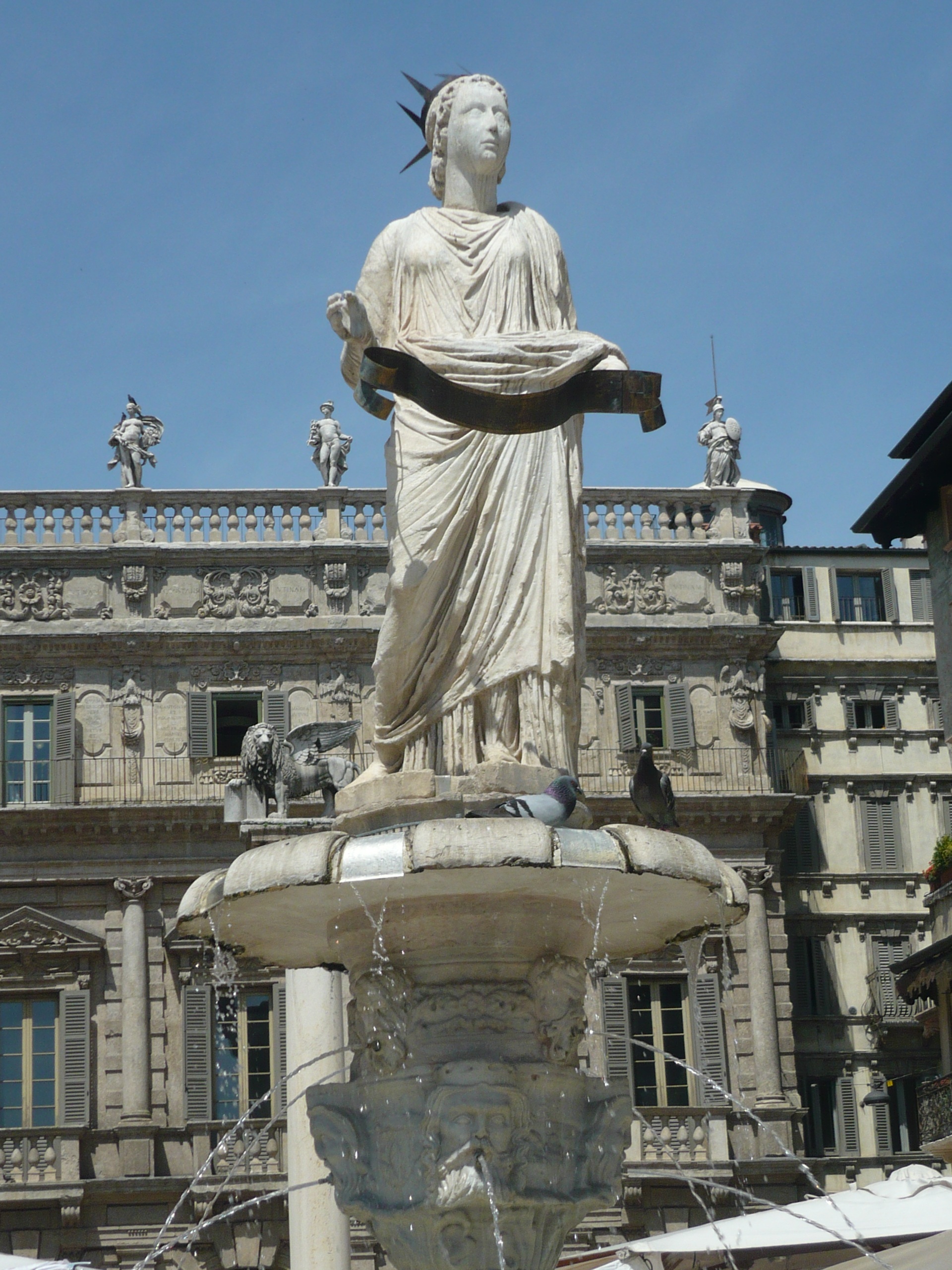 Statue of a woman free image download