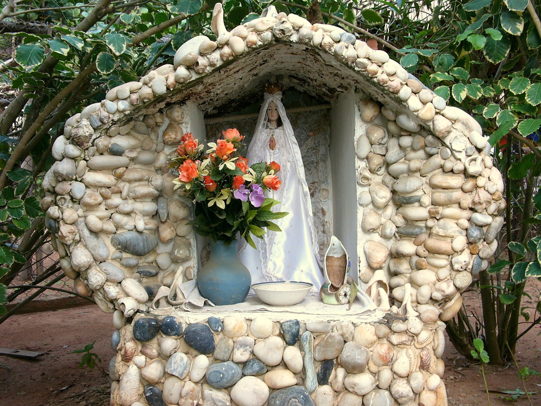 Stone memorial free image download