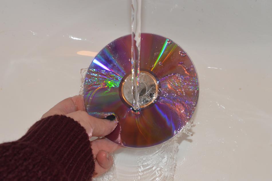 Water Cd disc Rainbow light free image download