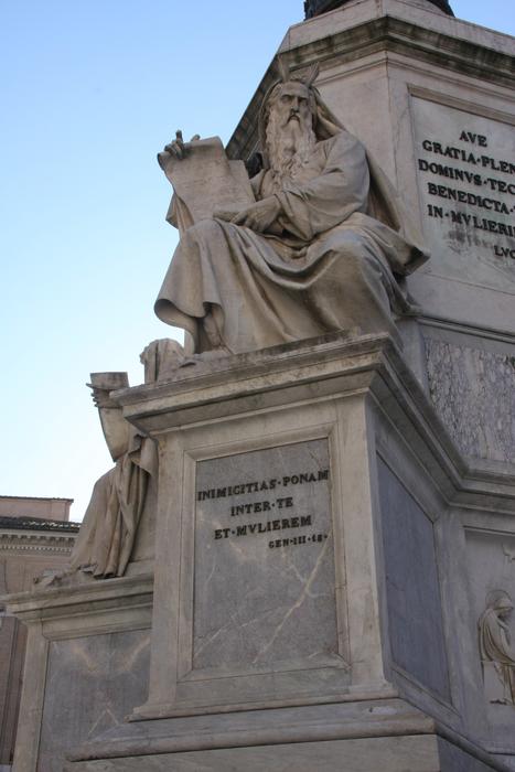 Statue of a male philosopher free image download