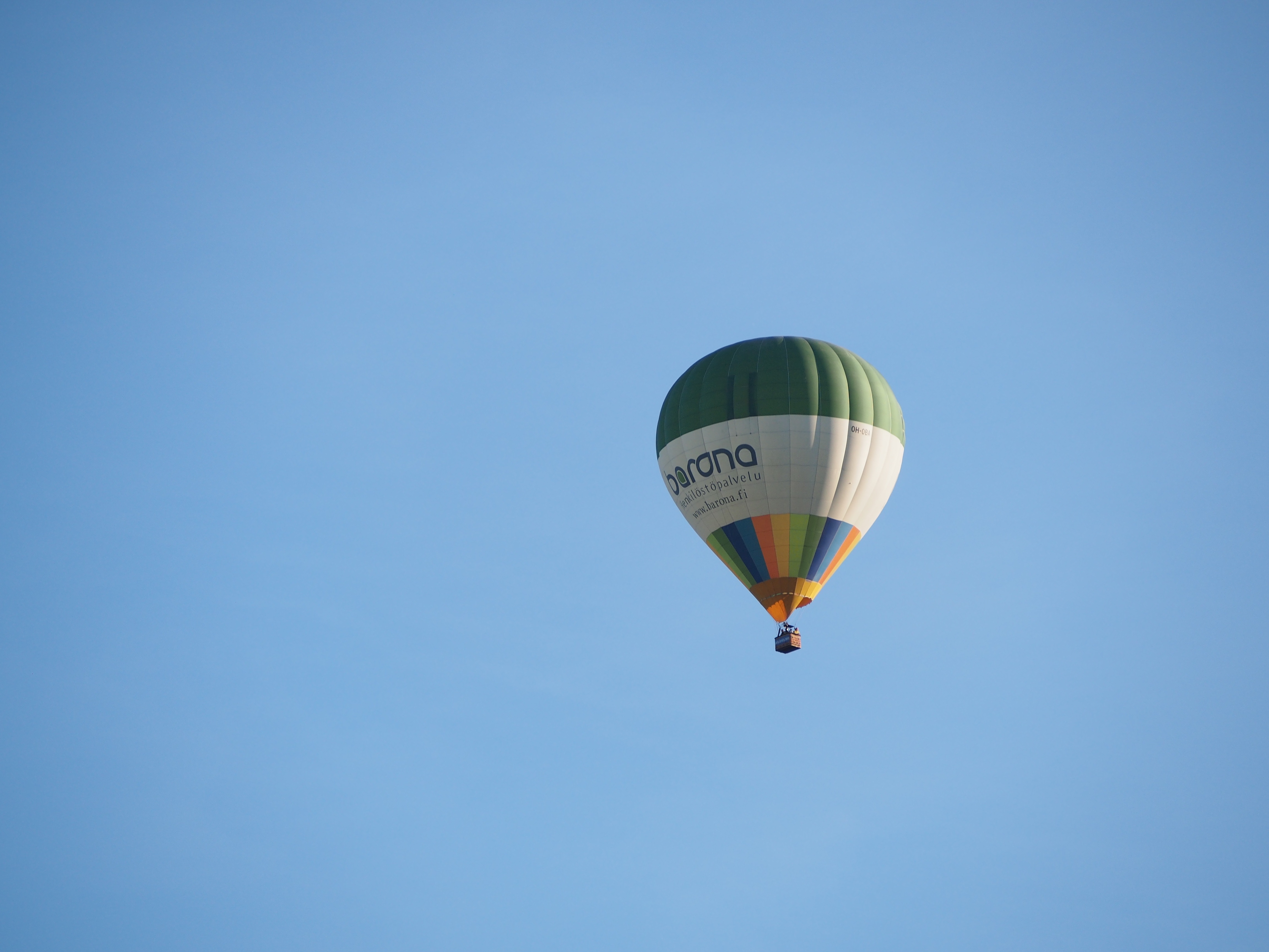 Balloon flying in the distance free image download