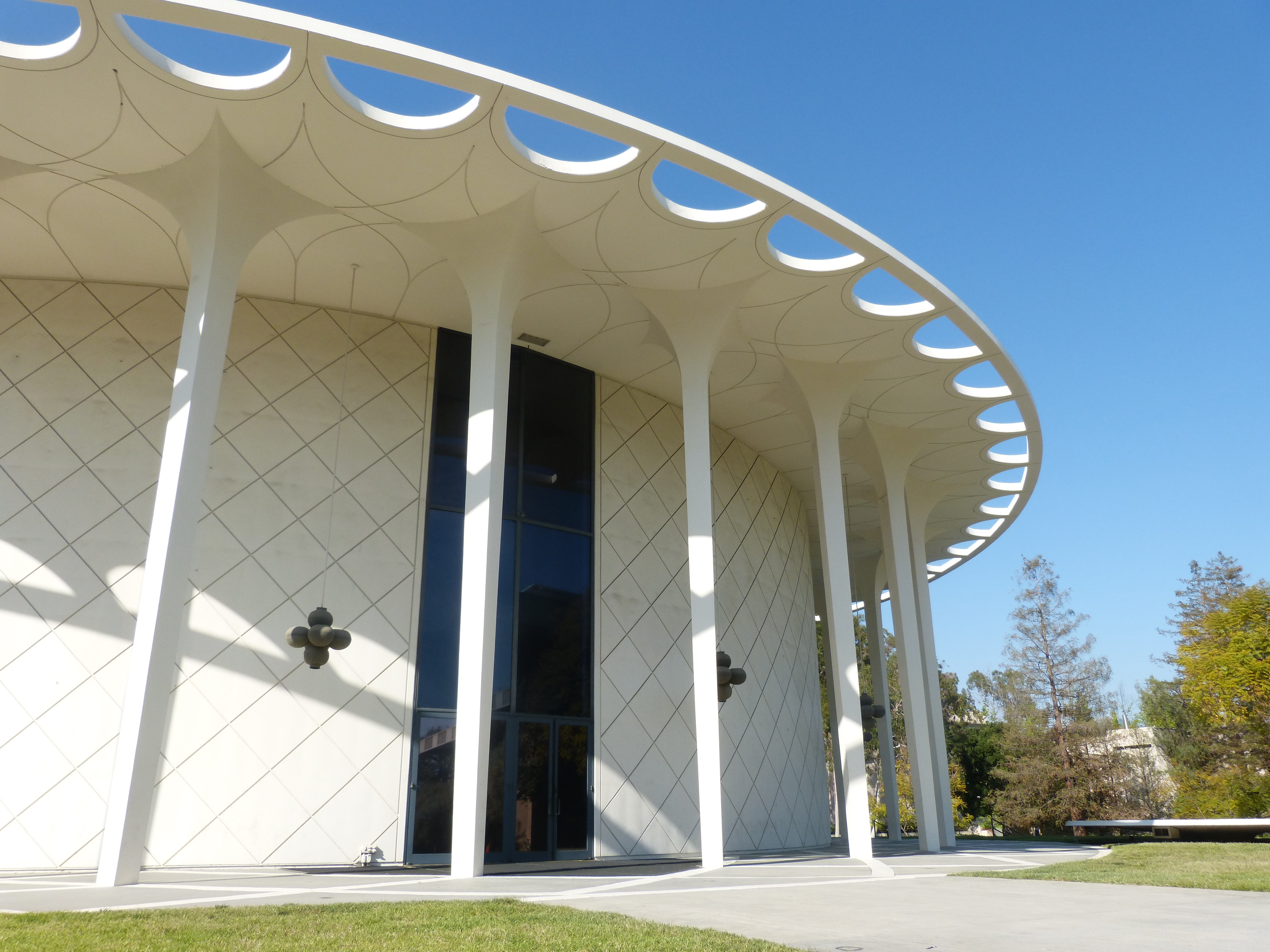 Beckman Auditorium Caltech free image download