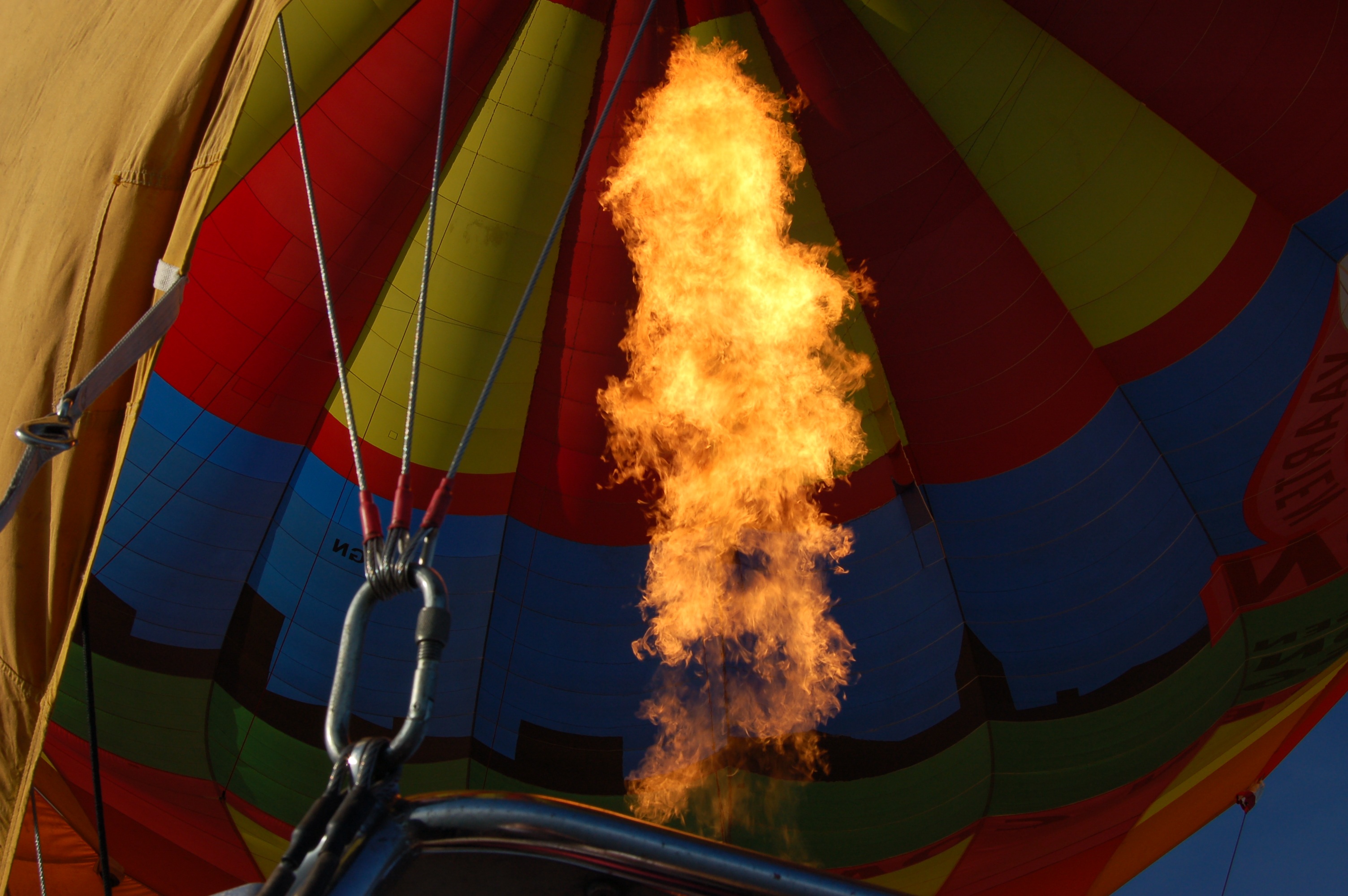 Balloon with gas cylinder free image download