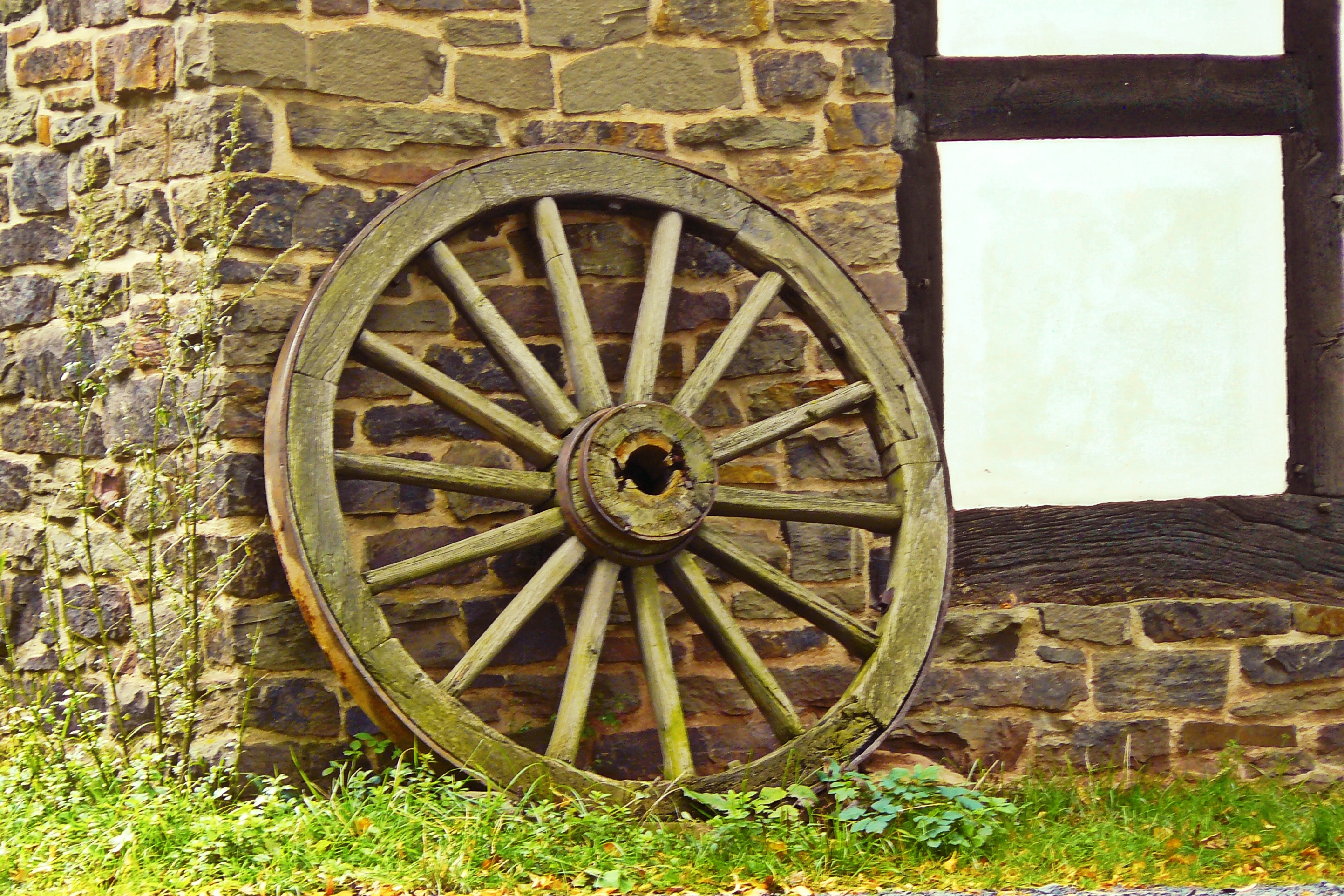 Wooden Wagon Cartwheel free image download