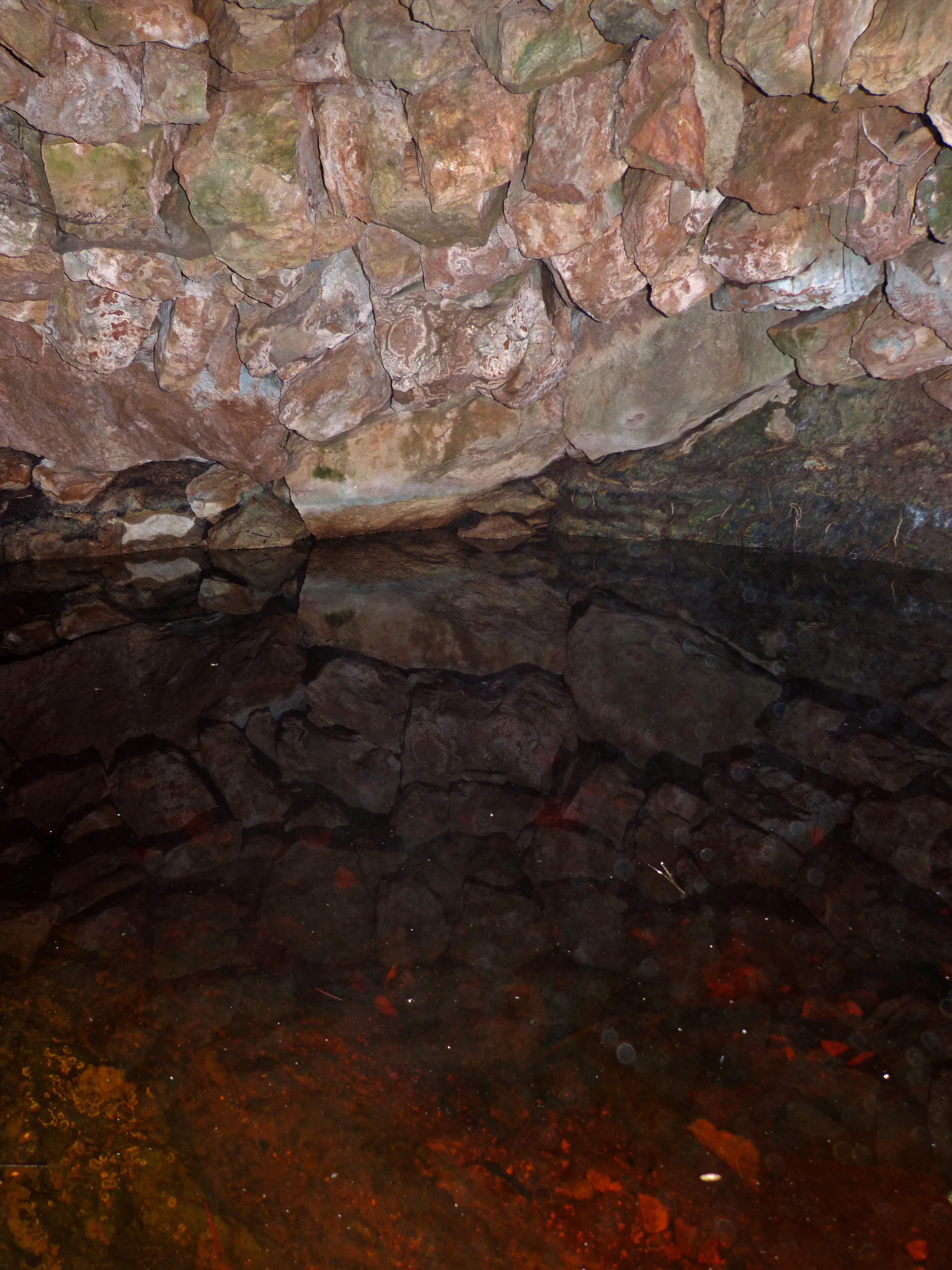 Cistern Rocks Well free image download