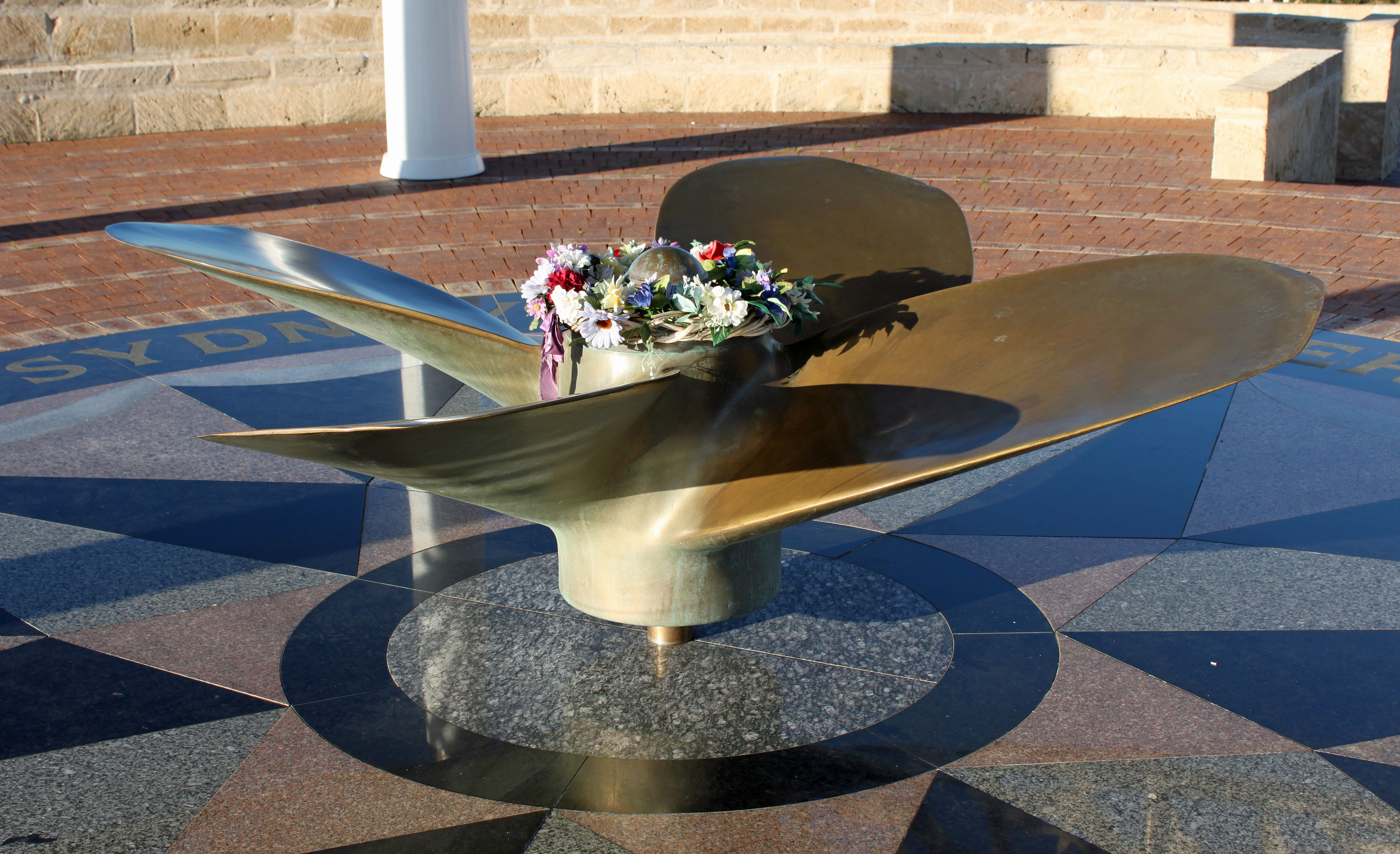Geraldton Memorial Propeller free image download