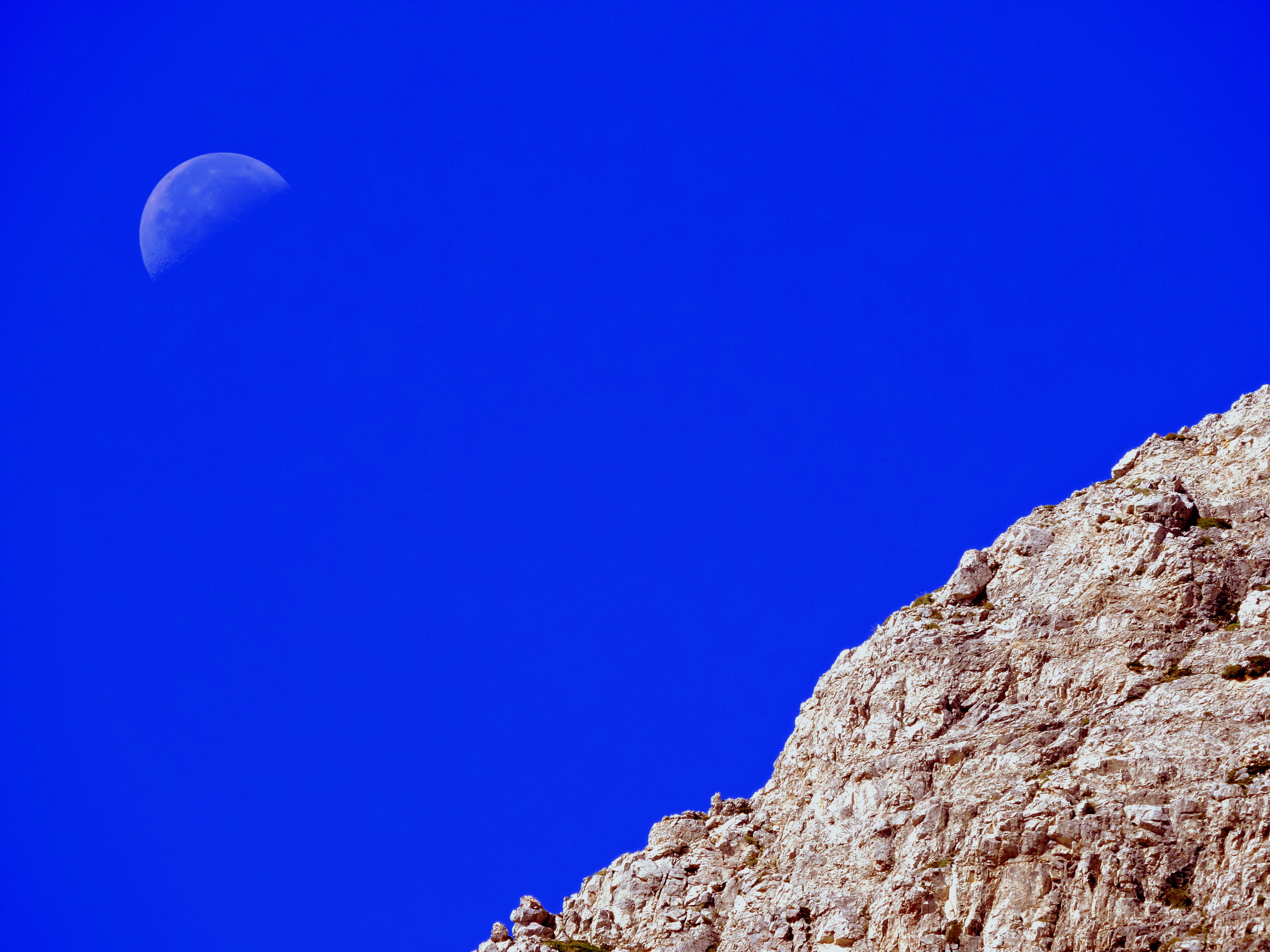 Rock Luna Sky free image download
