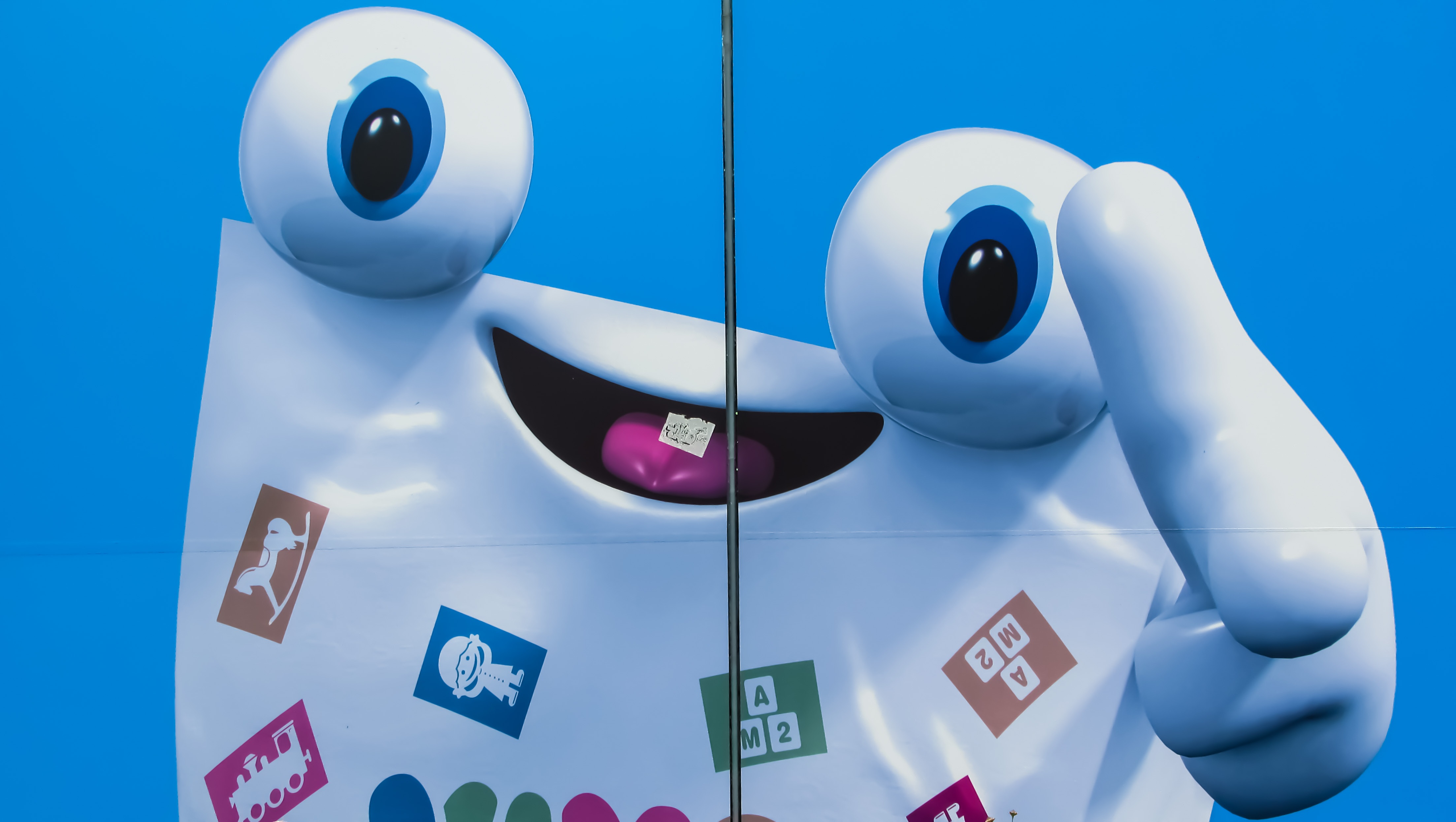 Cartoon Figure Advertisement free image download