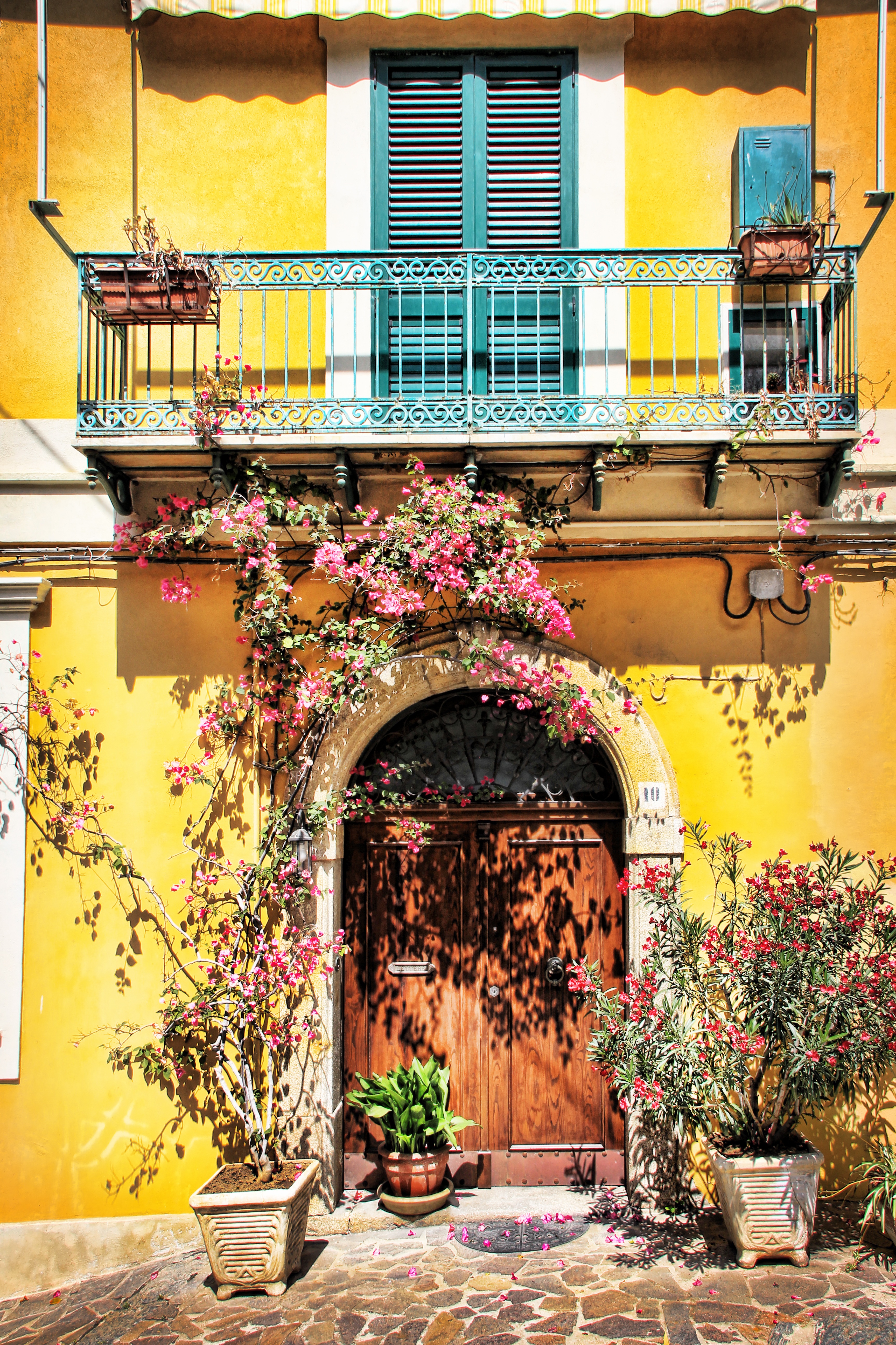 Facade Calabria Colorful Flowers free image download