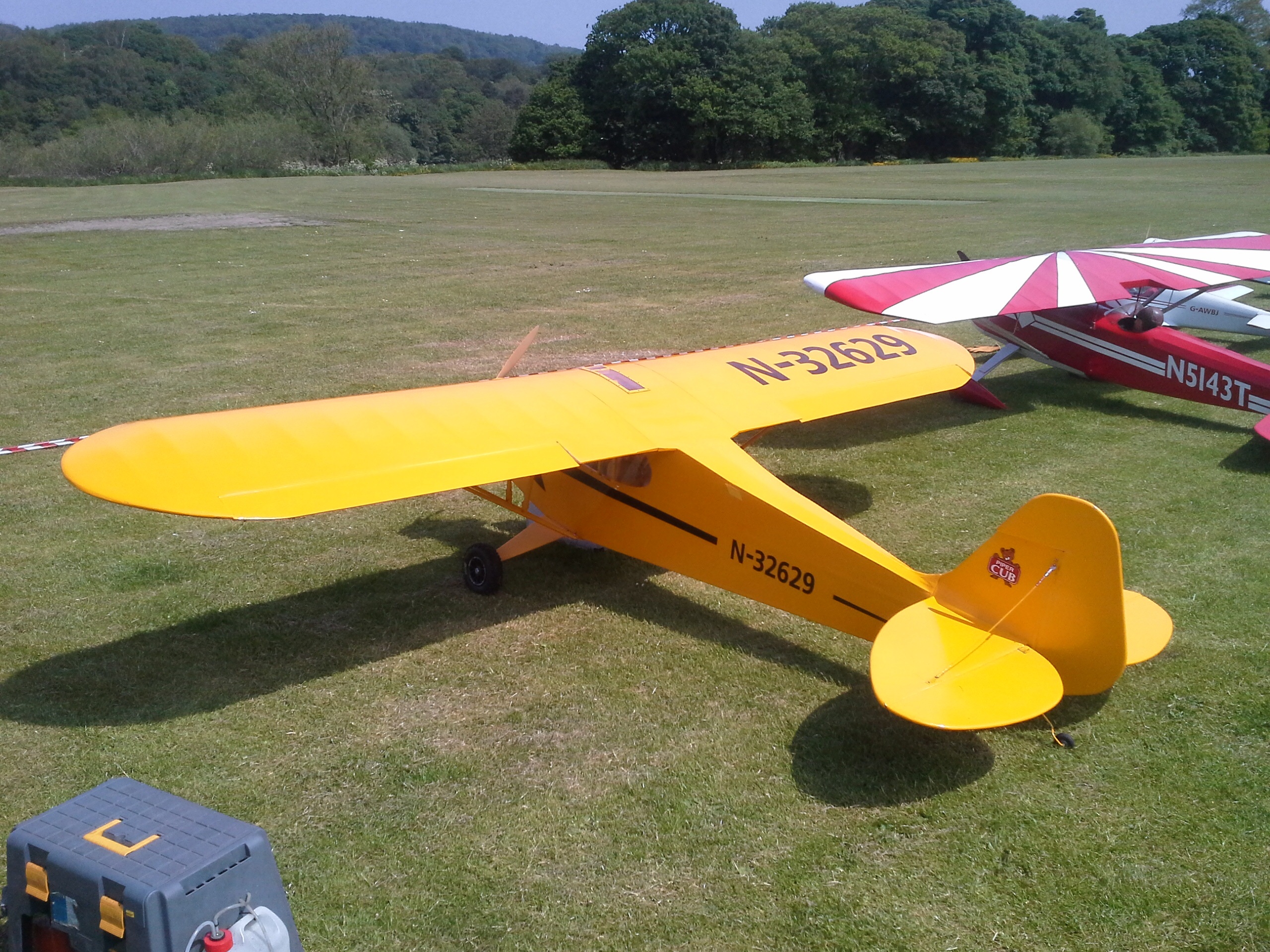 Model Aircraft Piper Cub Large free image download