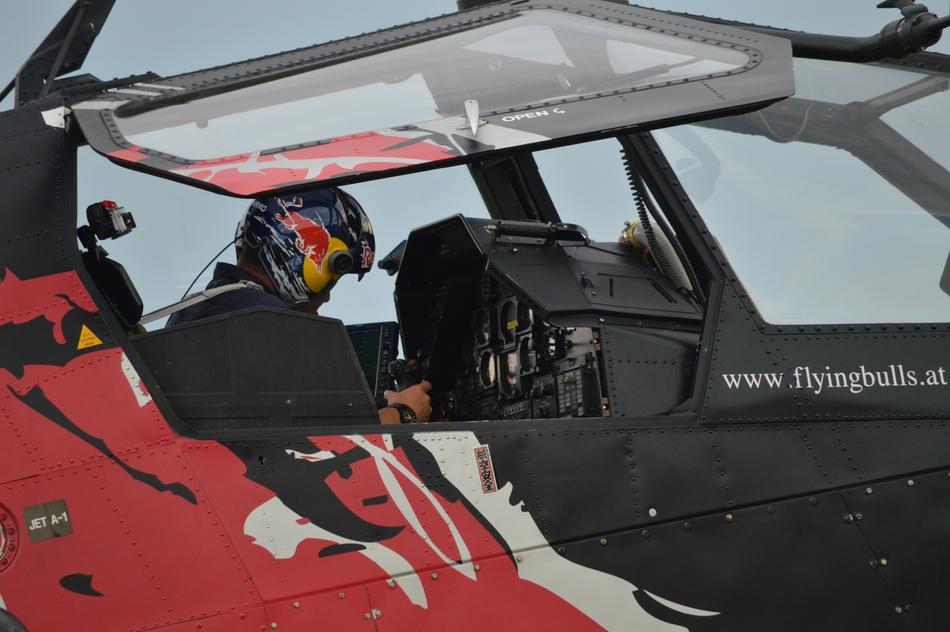 Helicopter Pilot Red-Bull free image download