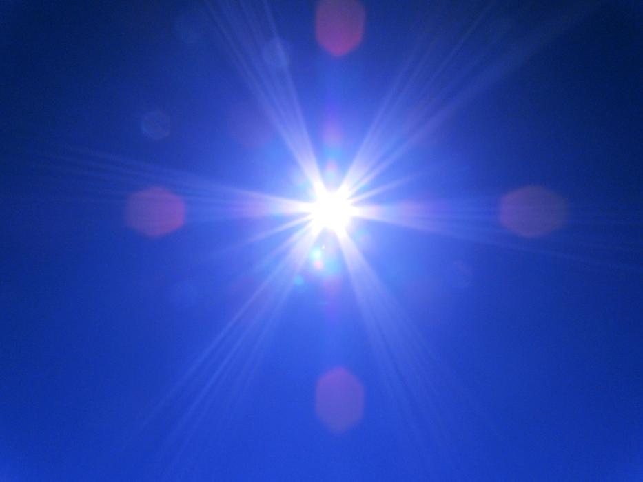 Sunshine in the blue sky free image download