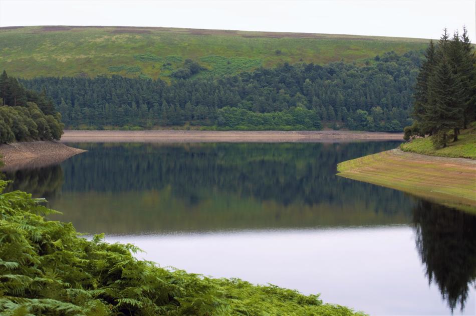 Peak District Reservoir Howden free image download
