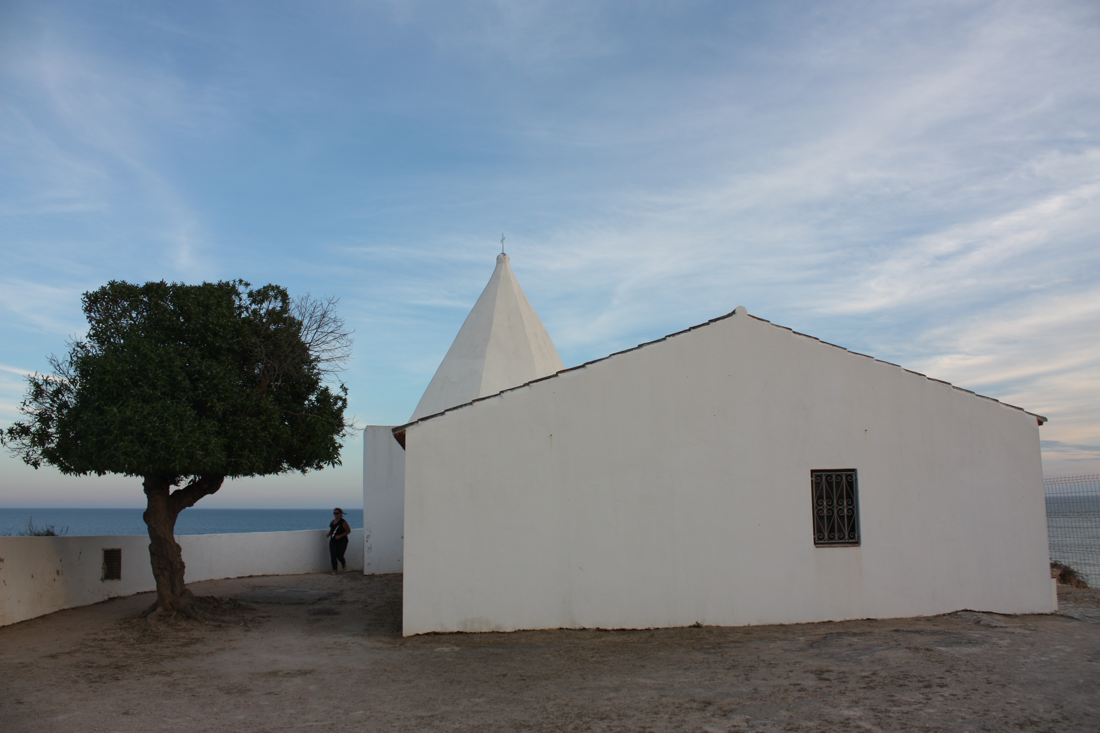 House and Tree free image download