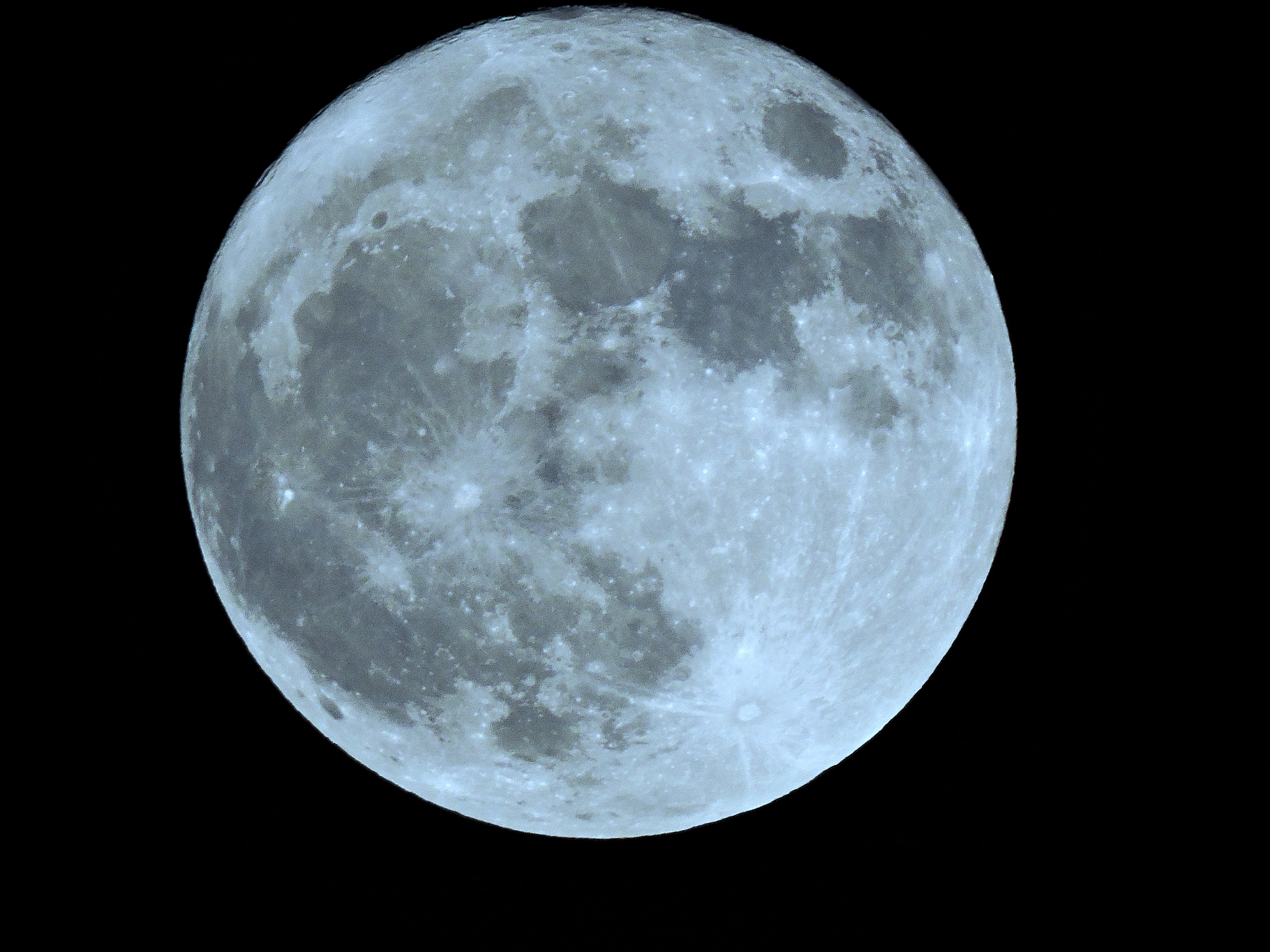 Luna Super Bright free image download