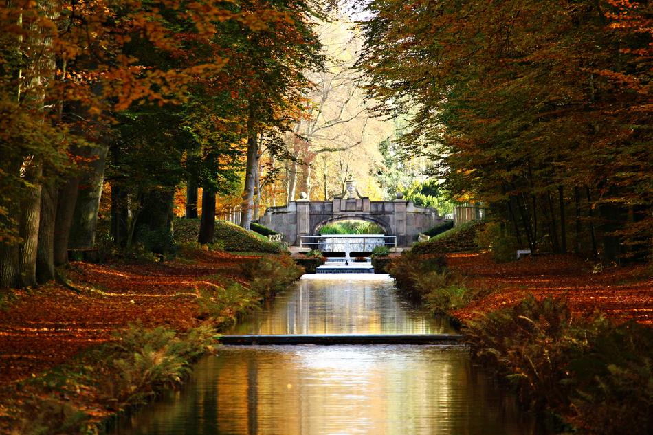 Water Channel Bridge Castle free image download