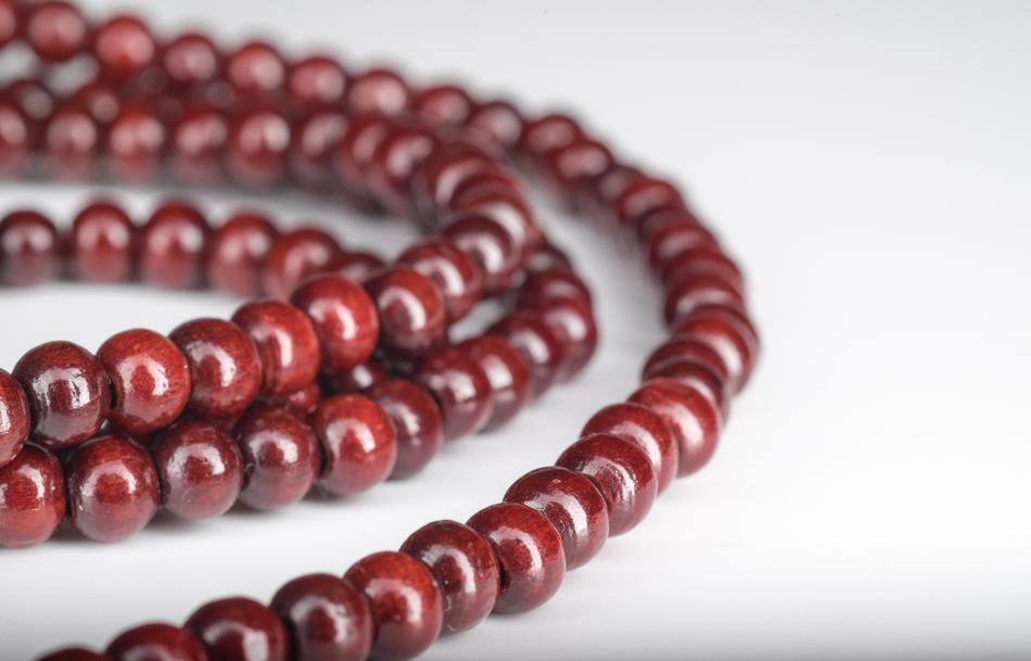 Red wooden beads free image download