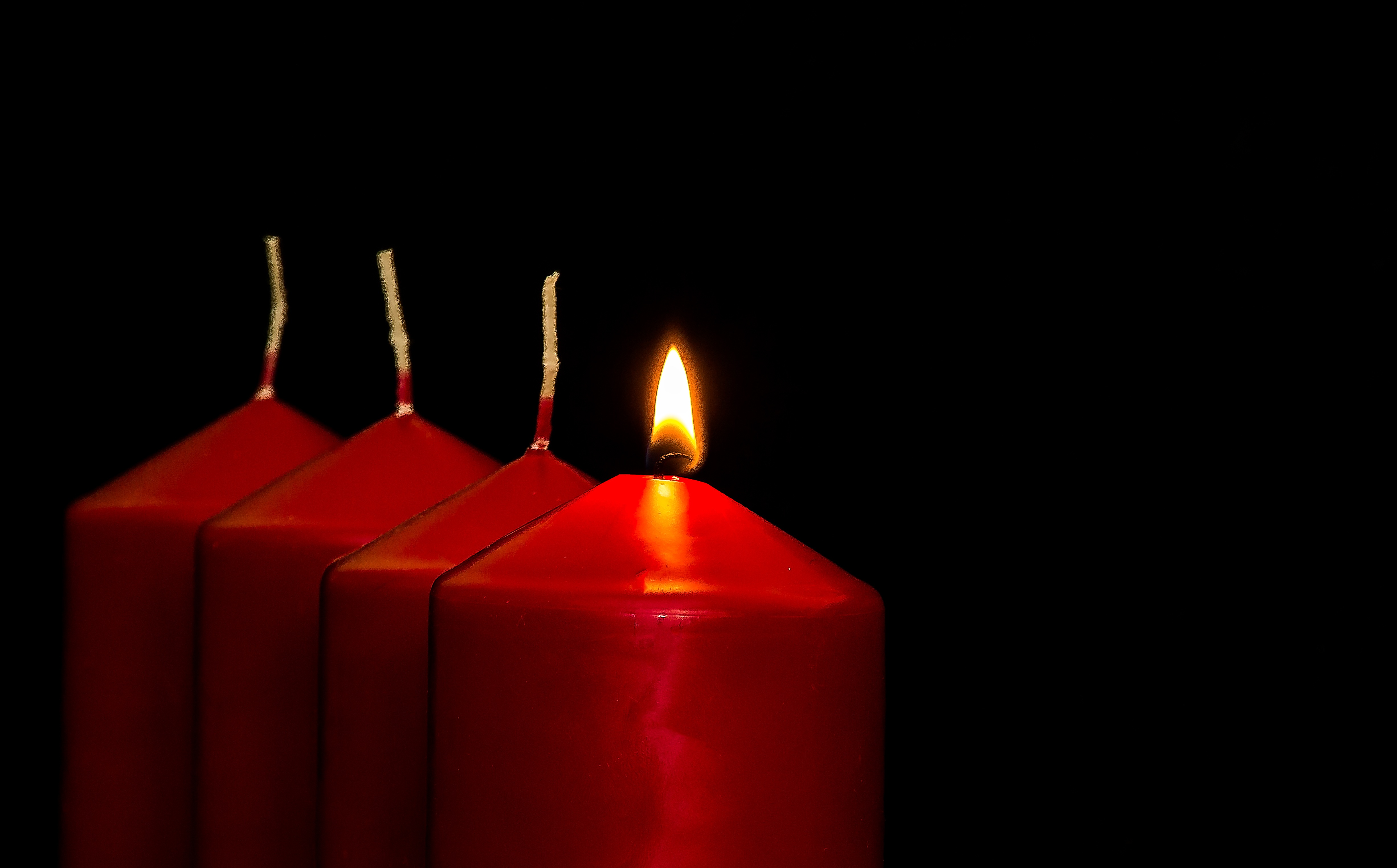 Burning red candles free image download