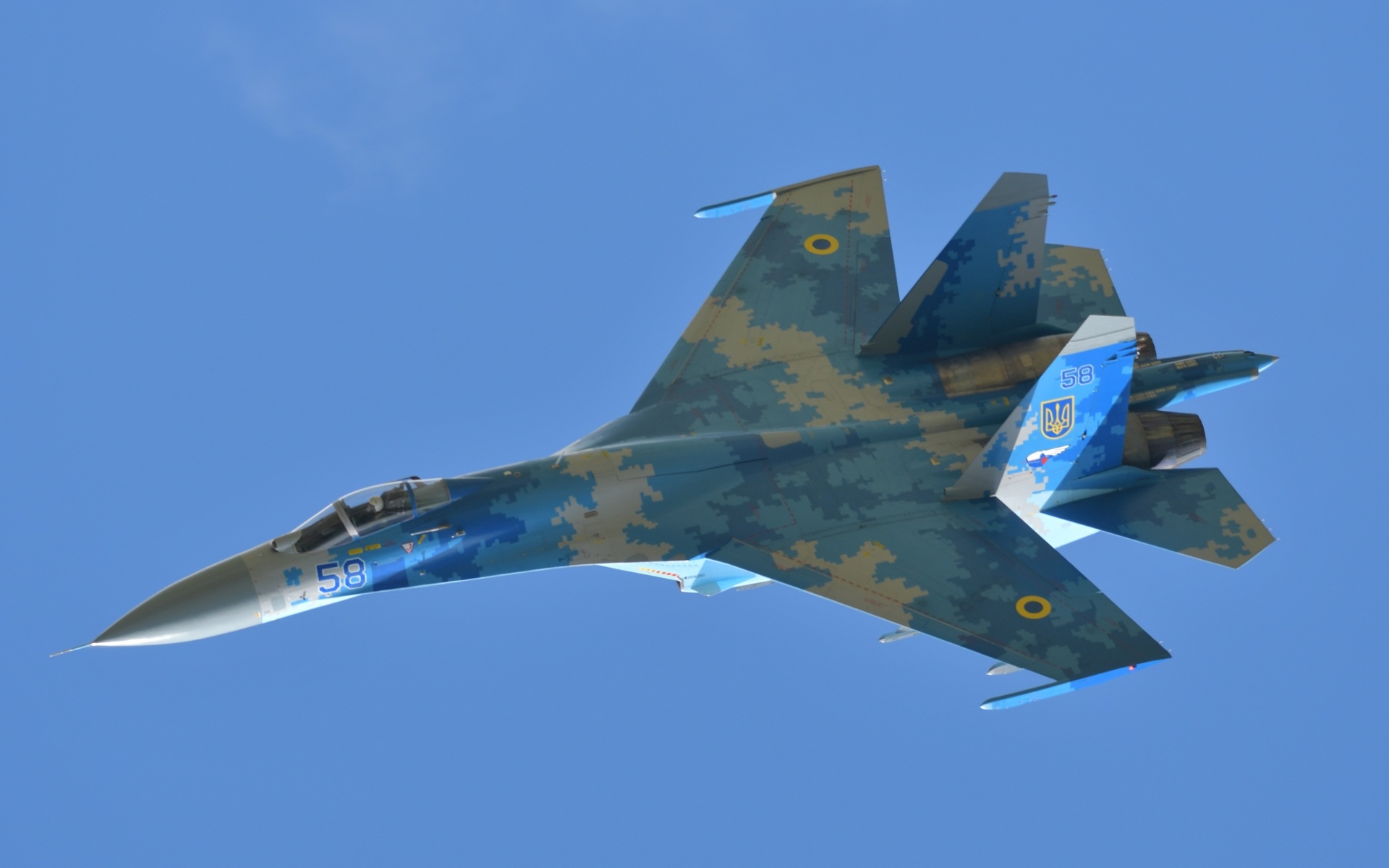 Blue military plane free image download