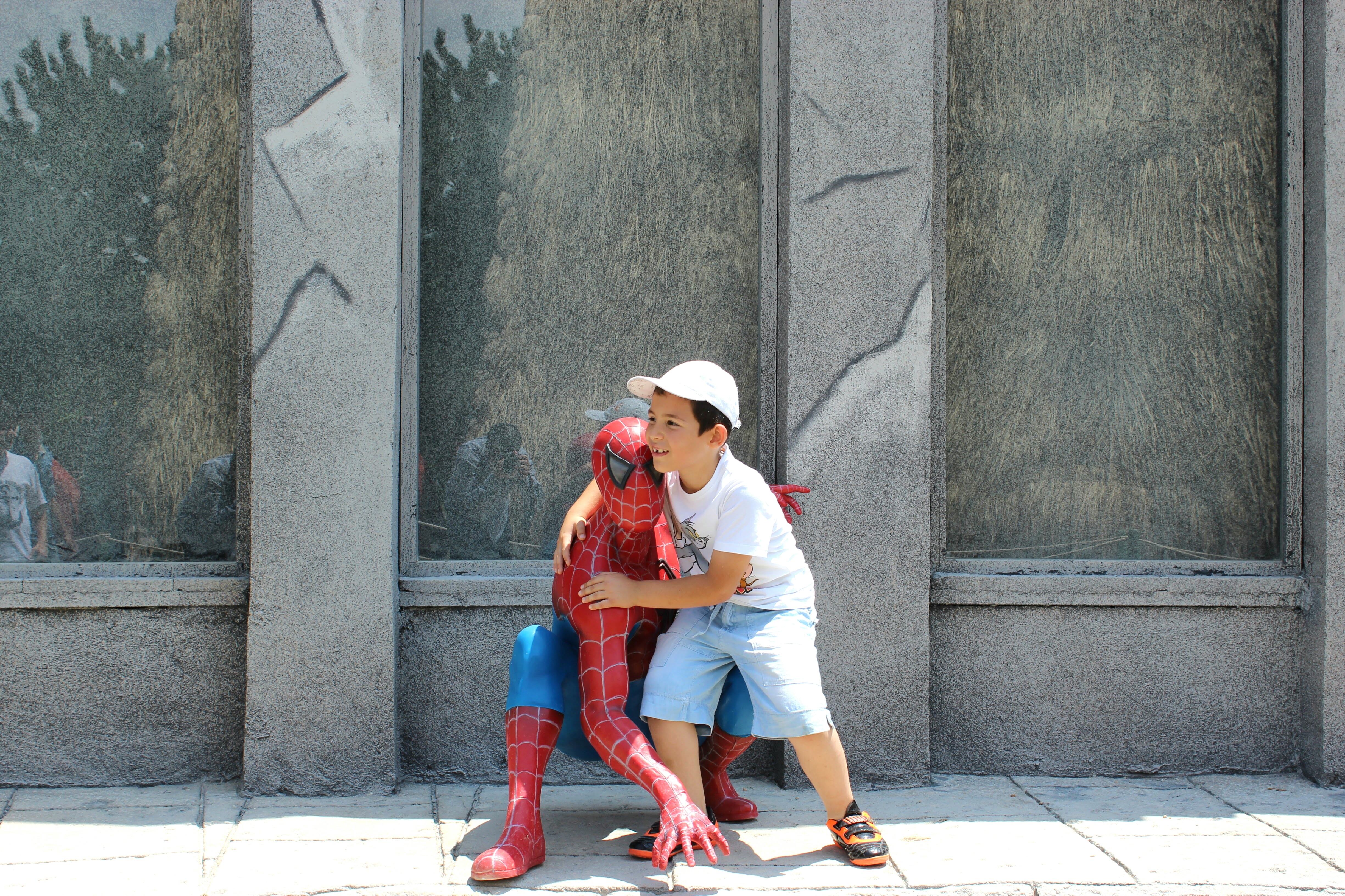 Spider Man and the child free image download