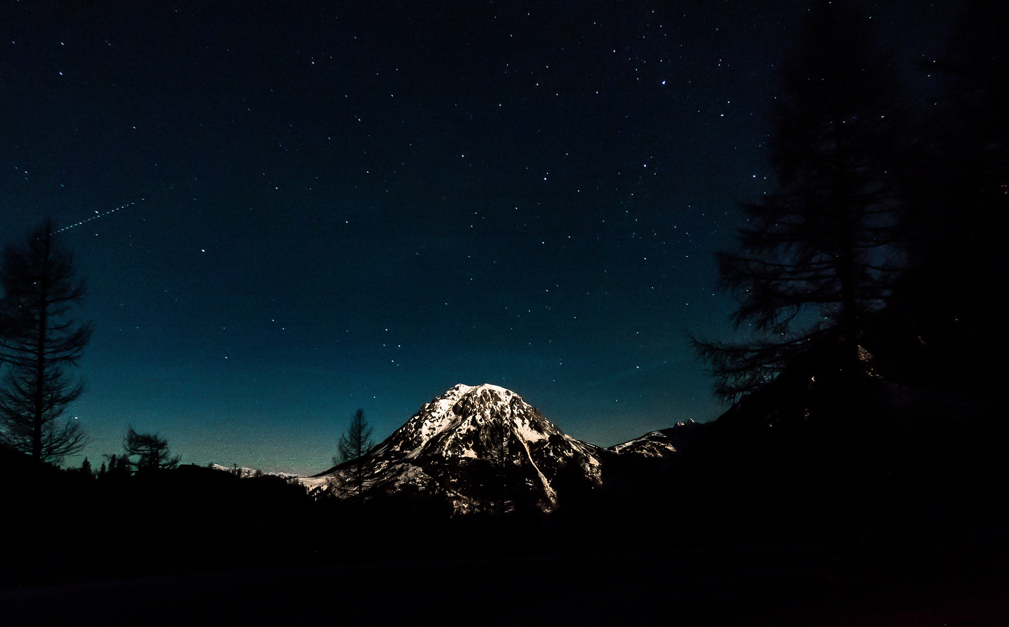 View of the starry sky with the mountain free image download
