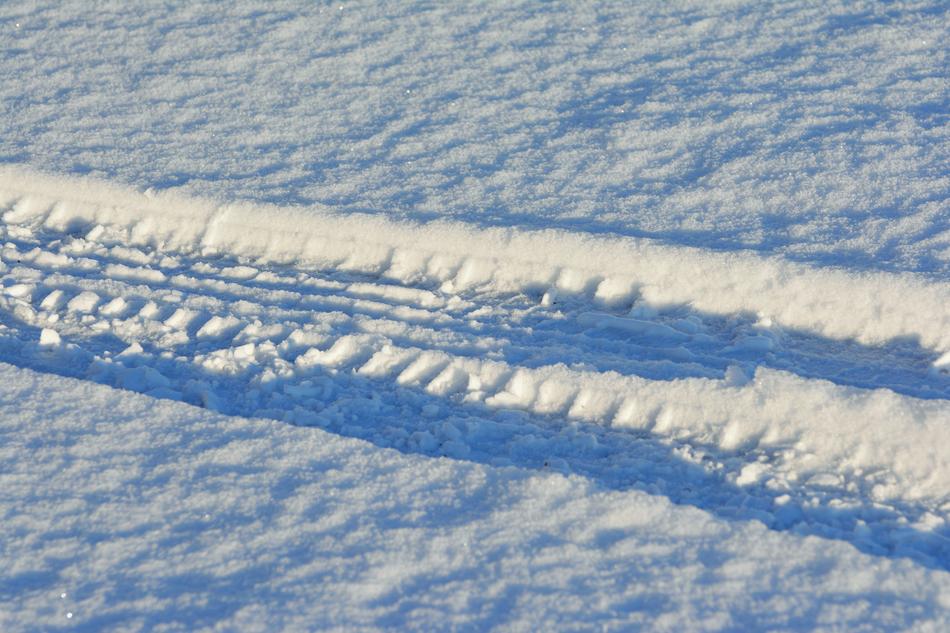 Snow Lane Tire Track free image download