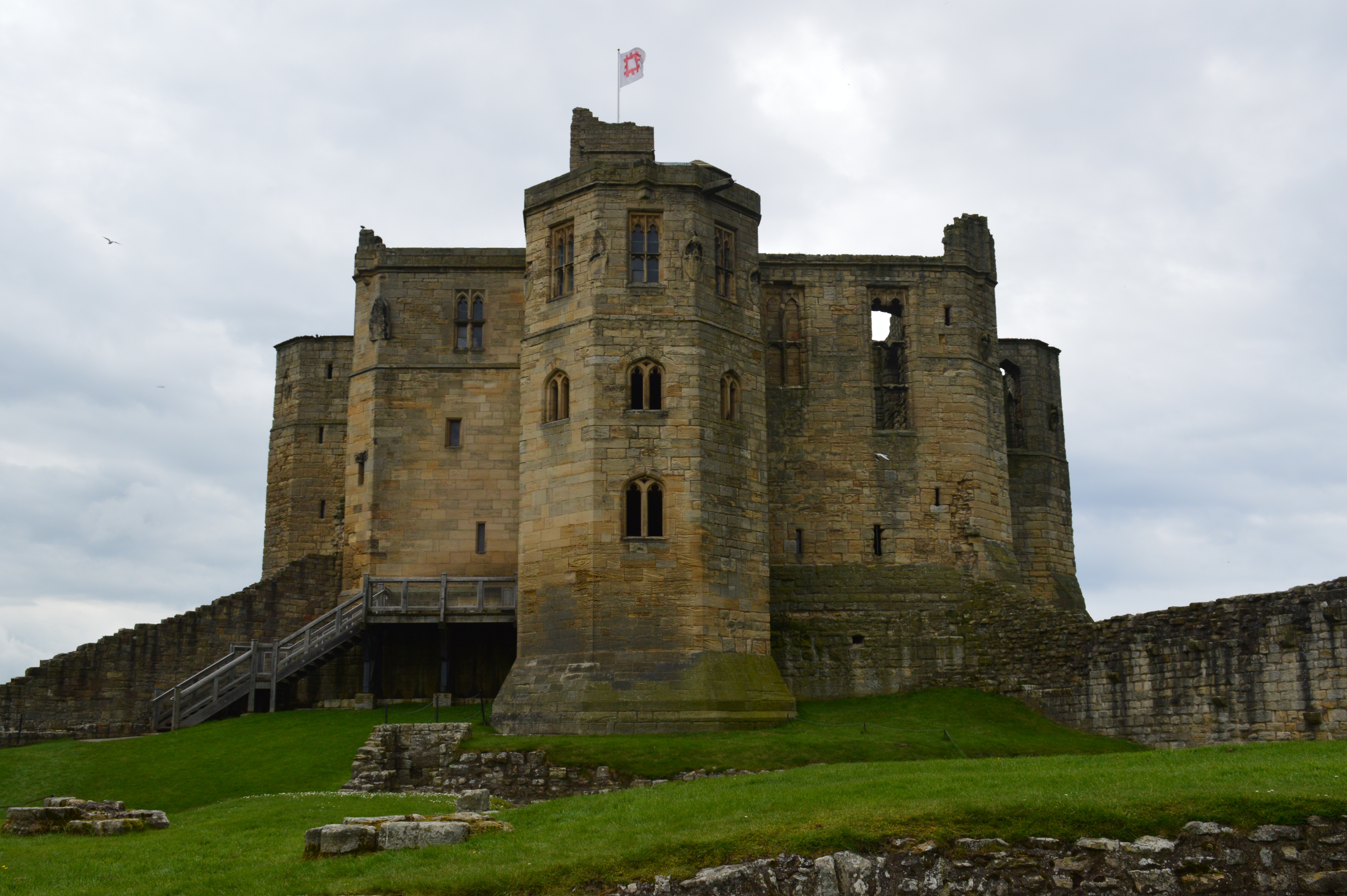 Old grass castle free image download