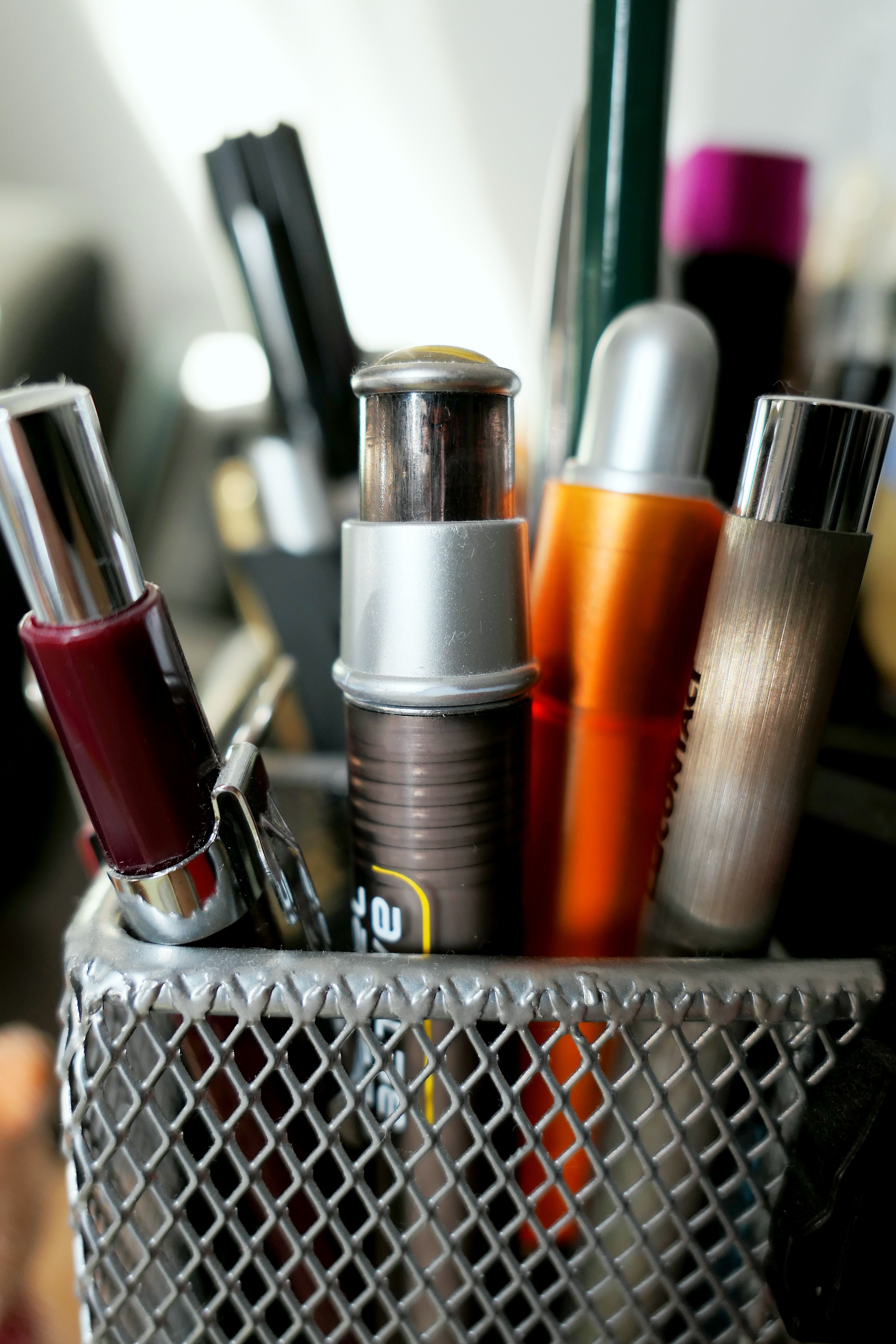 Pens and pencils in a basket free image download