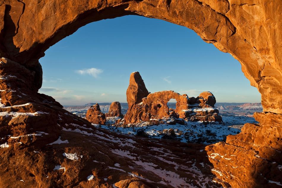 Landscape of Scenic Rock Arch free image download