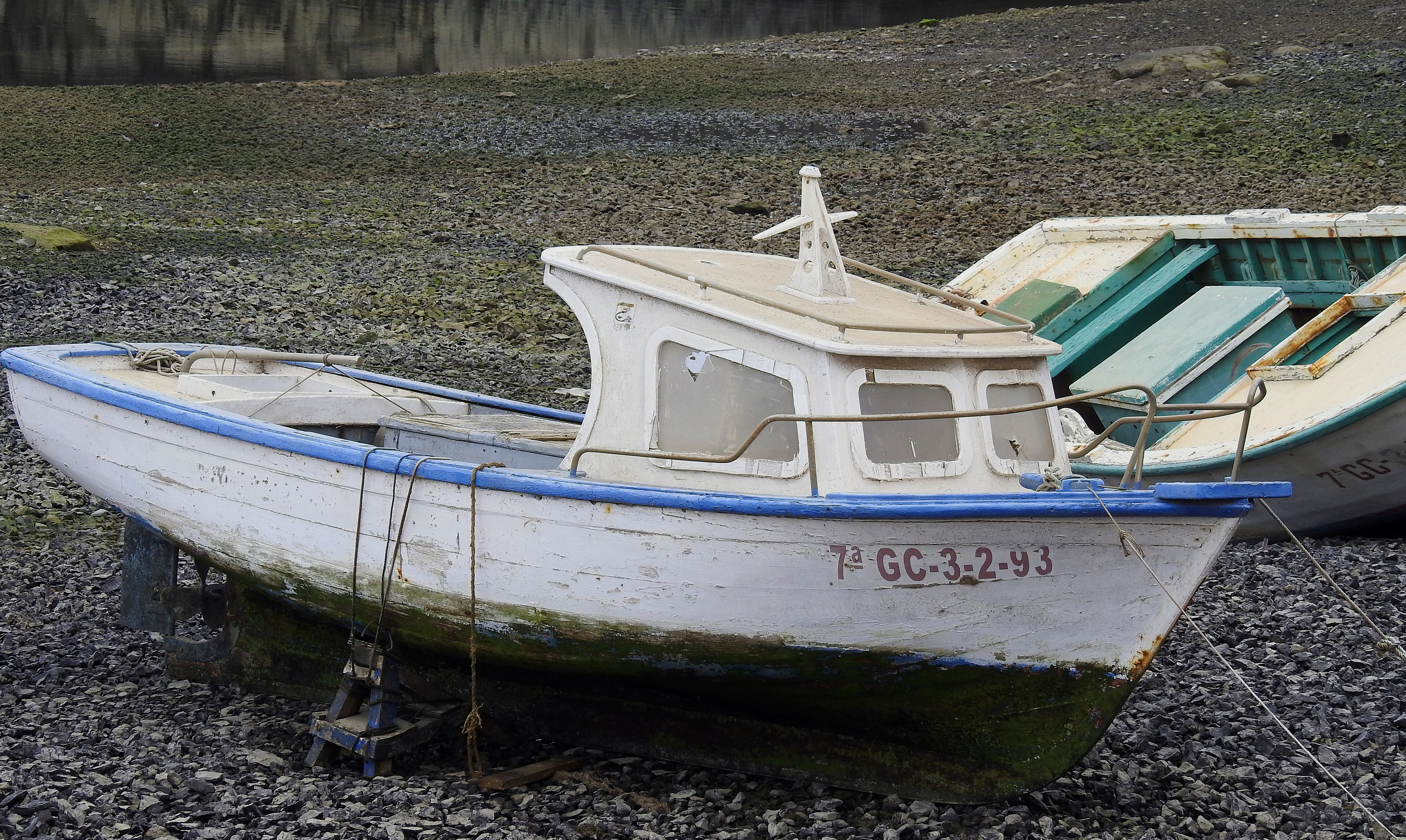 Fishing Boat Ailing Ebb free image download