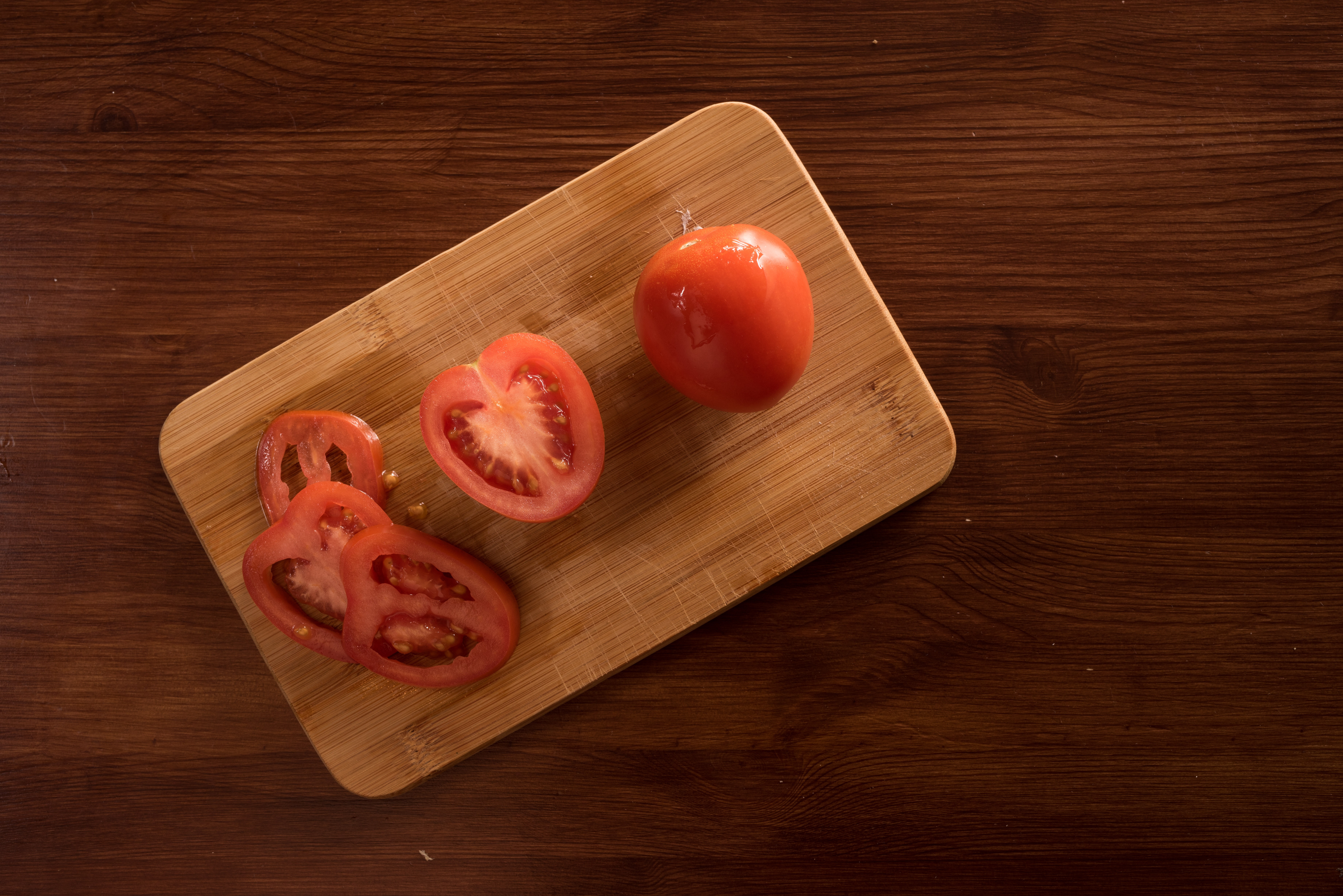 Chopped fresh tomatoes free image download