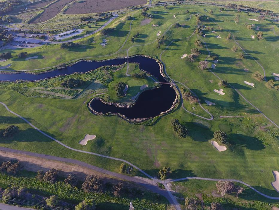 Mountain View Golf Course Drone free image download