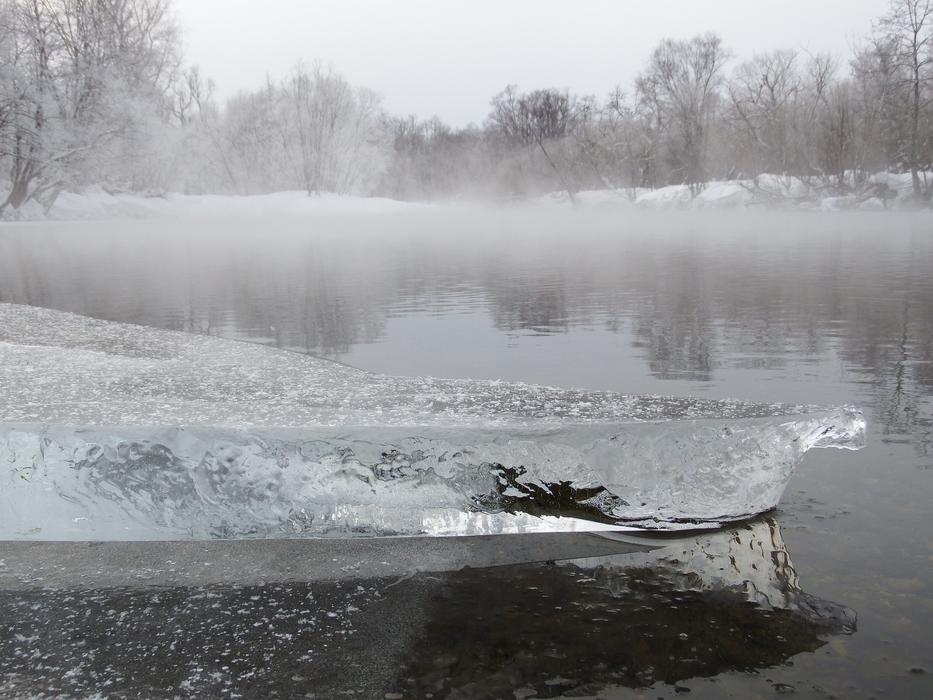 Winter River Beach free image download