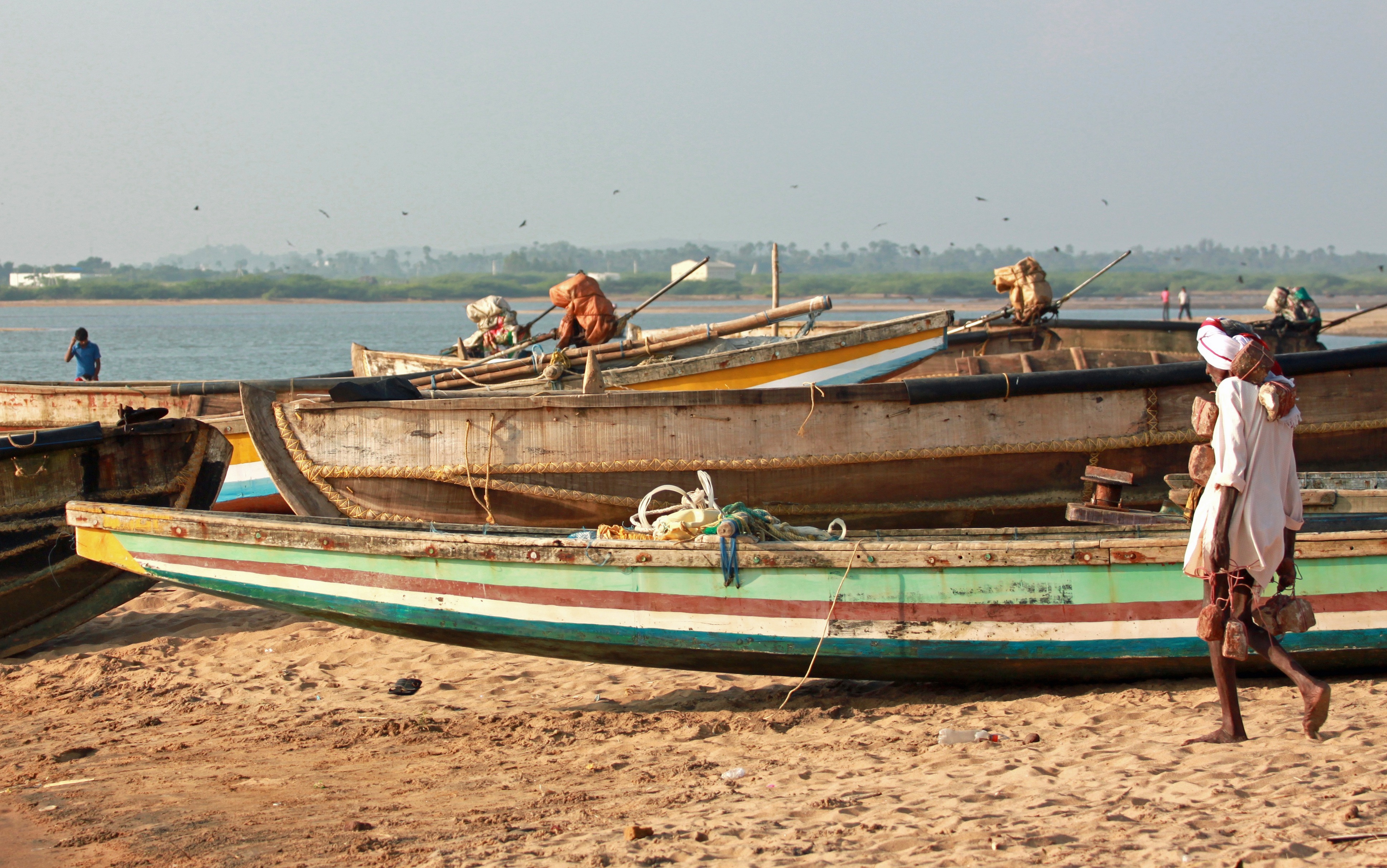 India Fishing Boats free image download