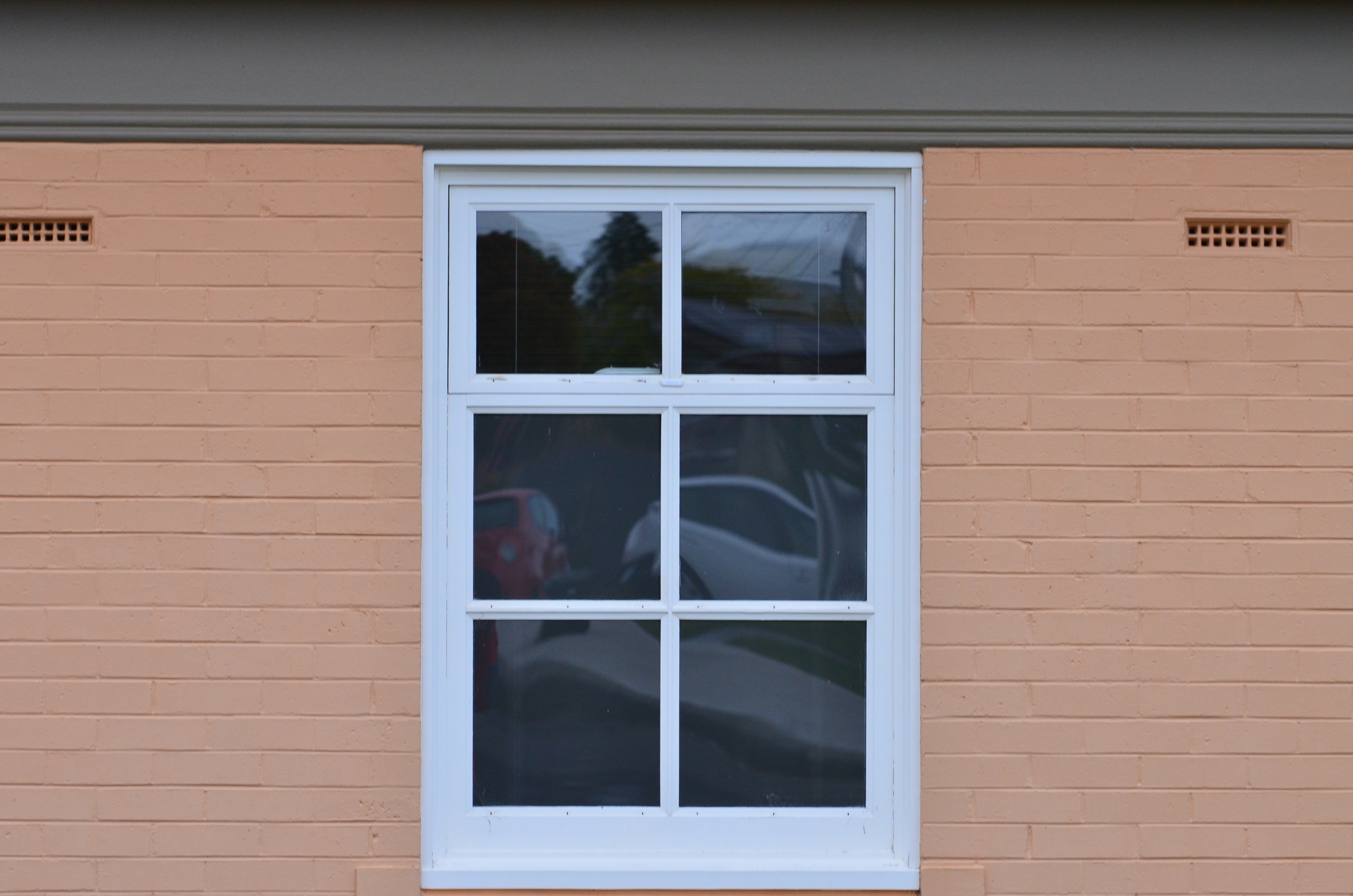 Window Wall Red white free image download