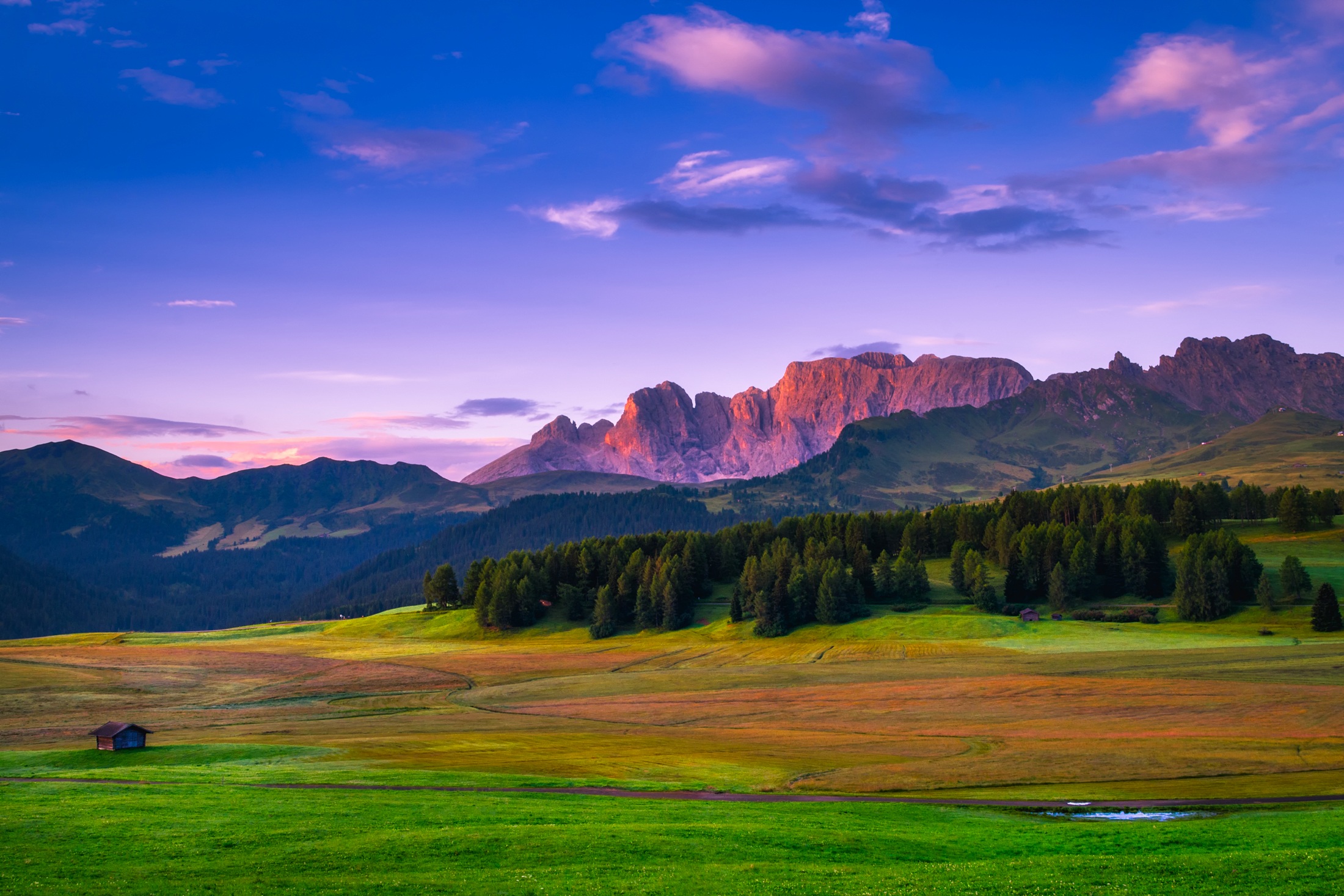 Scenic colorful rural Landscape, Italy free image download