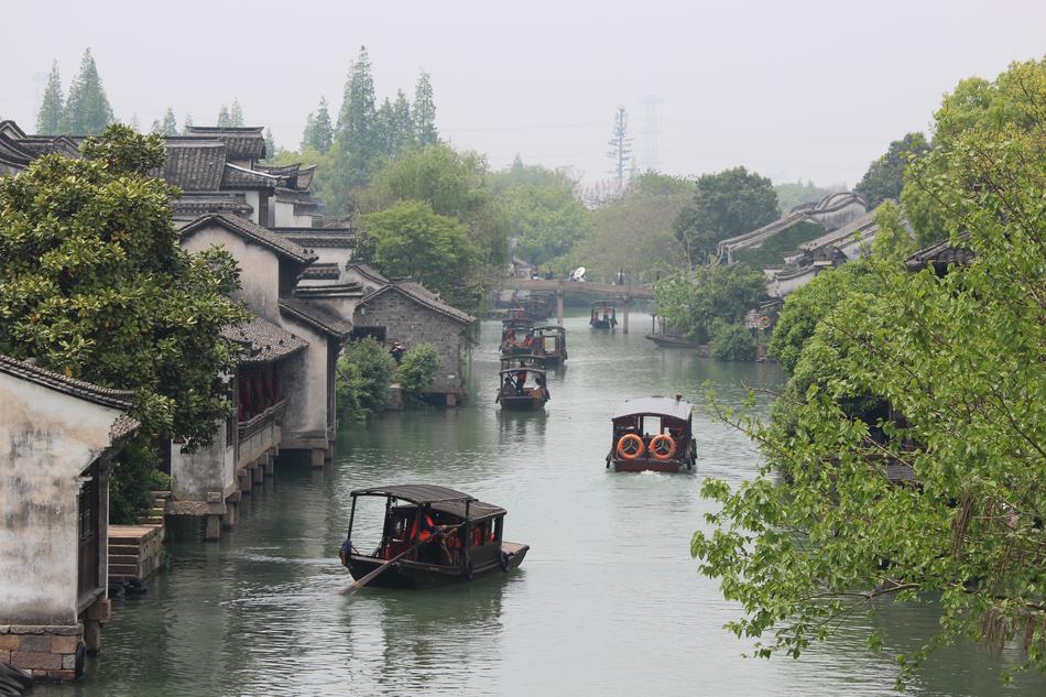 Ships floating in the river free image download