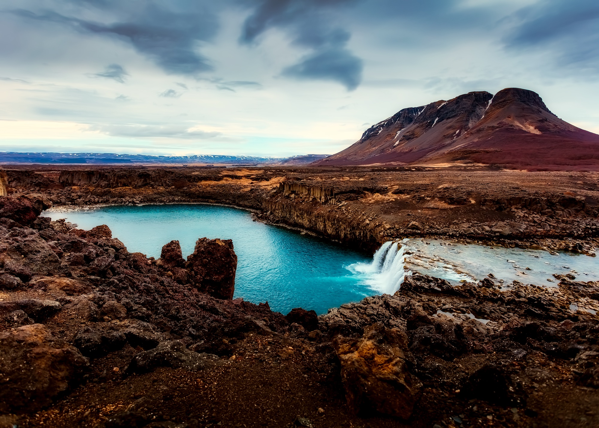 Iceland Mountains Lake scene free image download