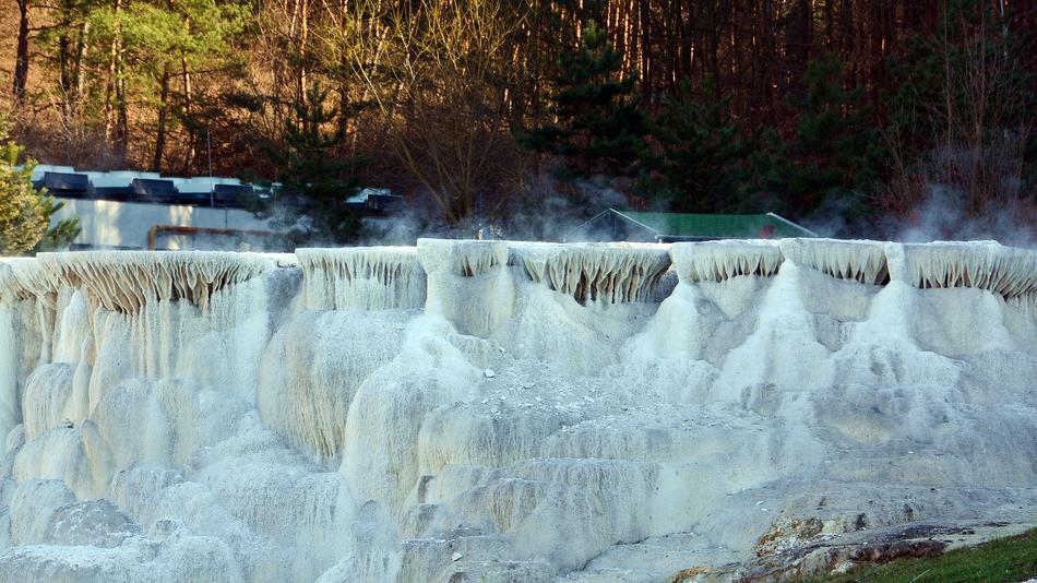 Salt Hill Limestone Tuff free image download