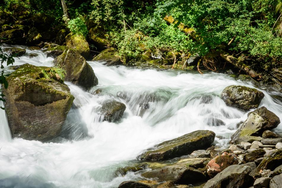 Waterfall Torrent Alpine free image download