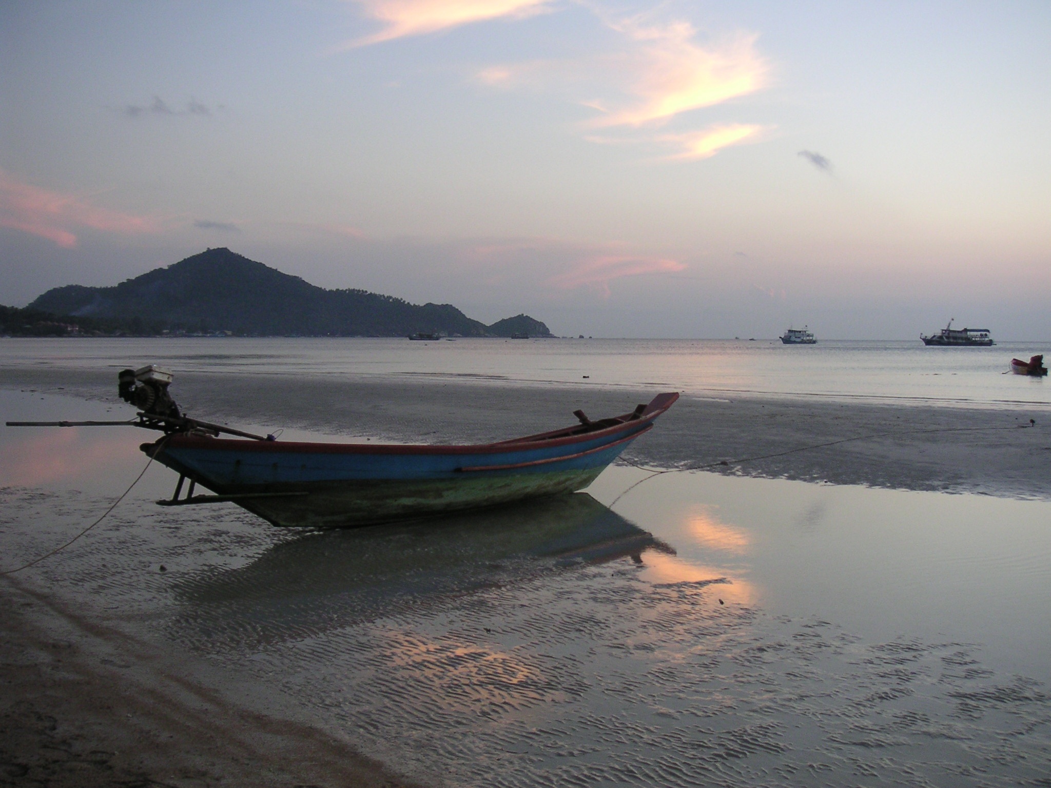 Beach Boat Fishing free image download