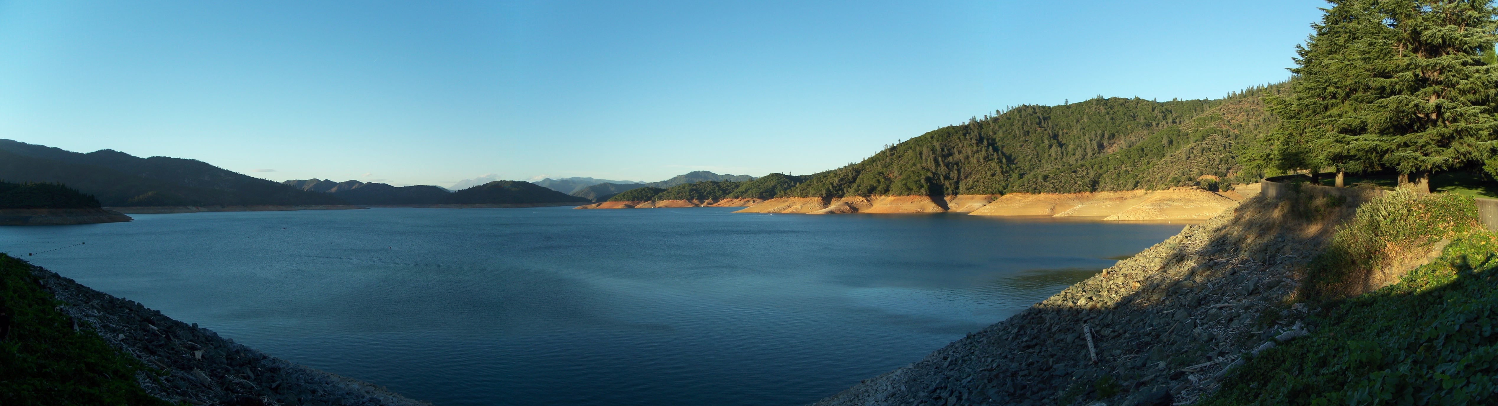 Shasta Blue Lake free image download