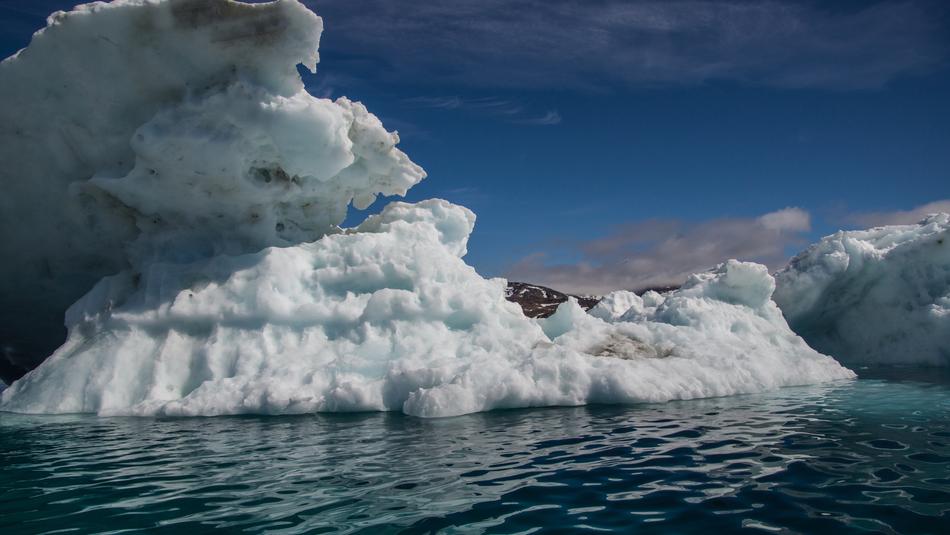 Snow blocks in the blue lake free image download