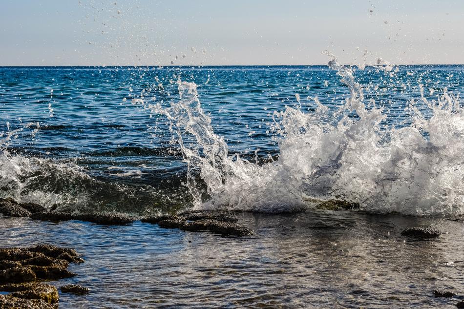 Wave Splash Smashing free image download
