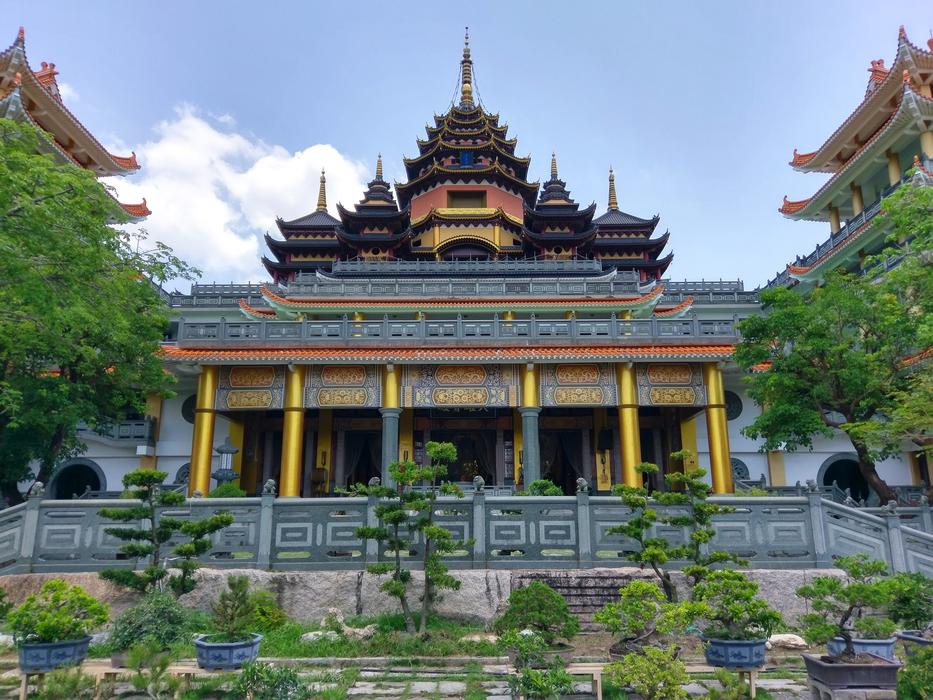 Buddhism yellow temple free image download