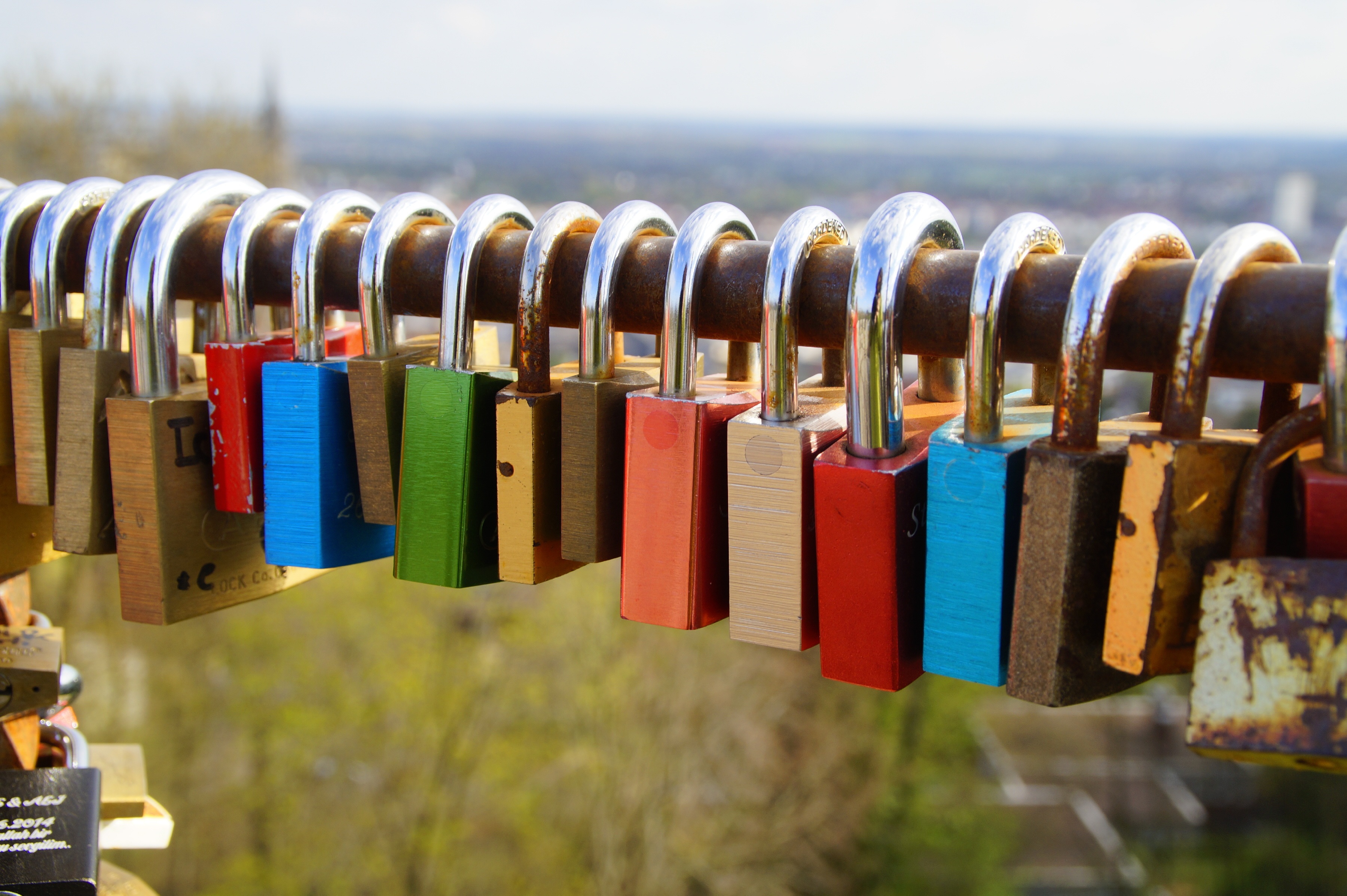 Locks colored iron bridge fence free image download
